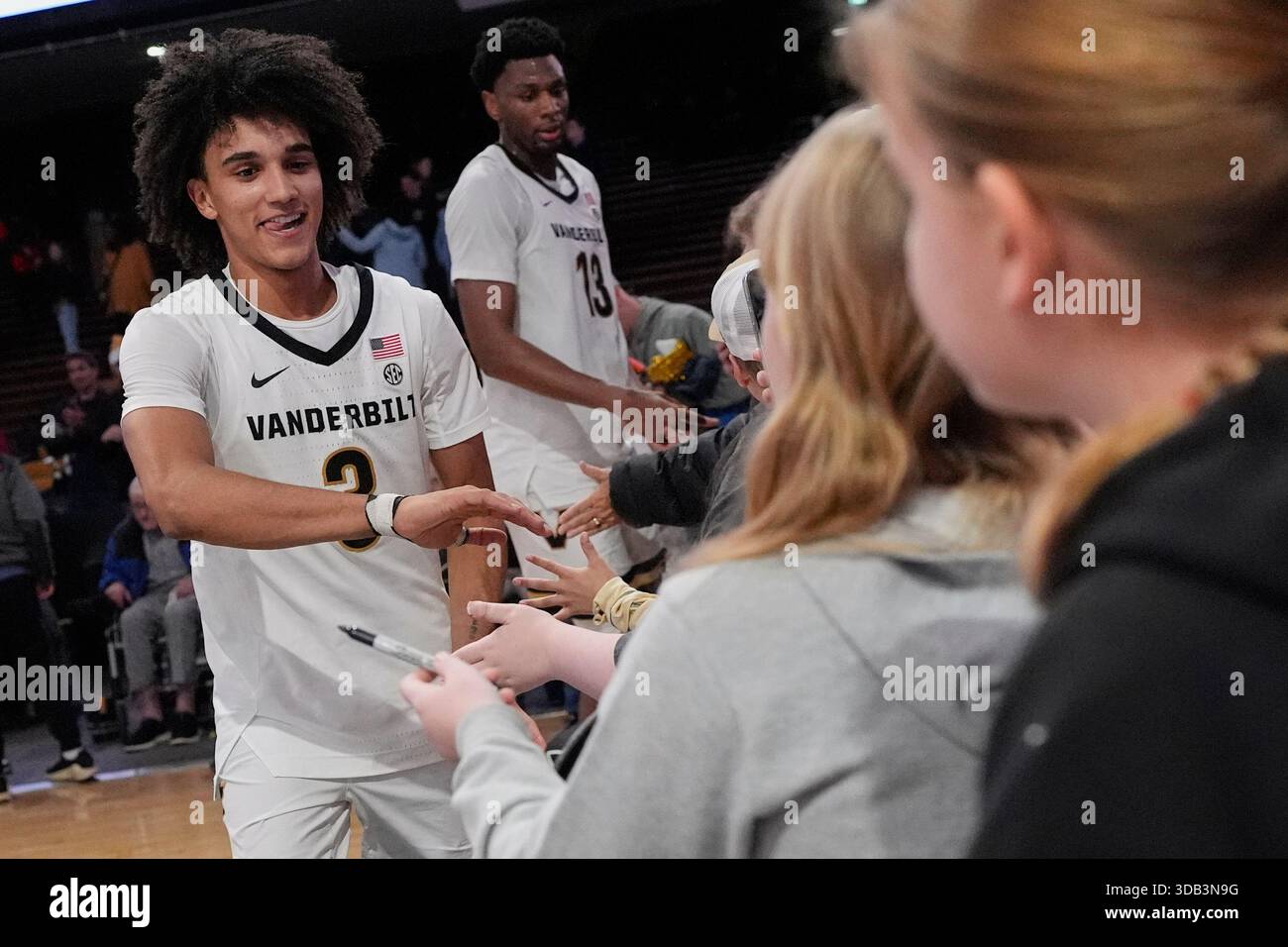 Vanderbilt guard Tyler Tanner (3) celebrates the teams win after an ...