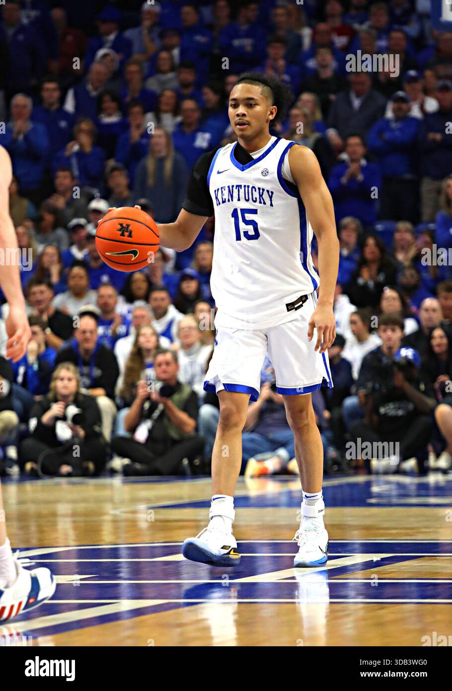 LEXINGTON, KY - DECEMBER 13: Jaland Lowe (15) of the Kentucky Wildcats ...