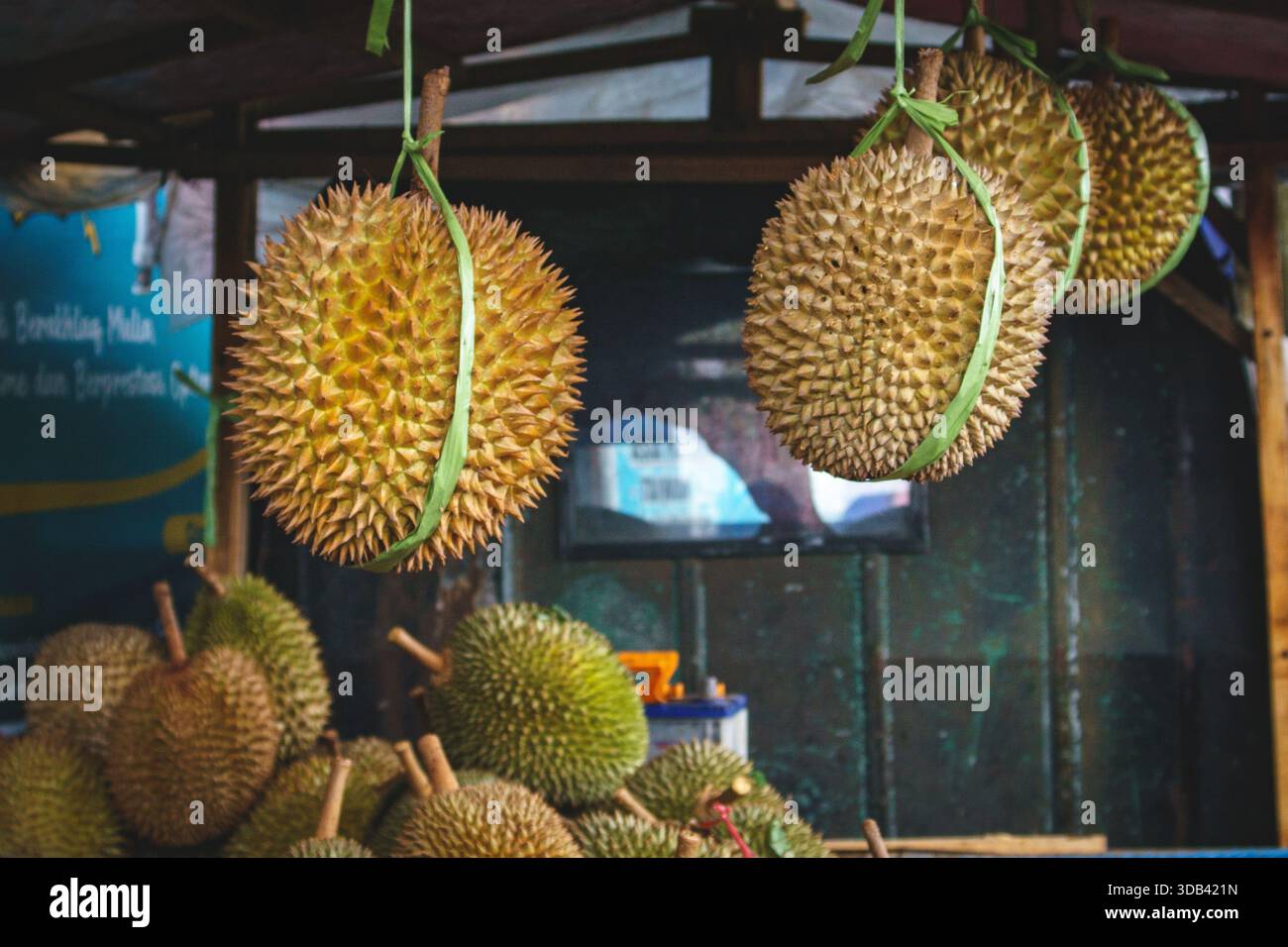 Sharp smell and taste hi-res stock photography and images - Alamy