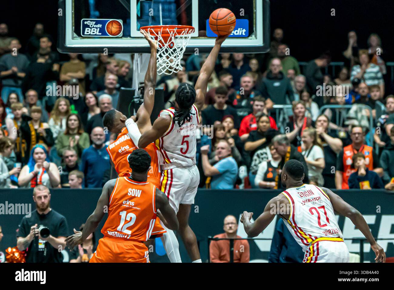 Chemnitz, Germany December 12, 2025: 1.BBL - 2025/2026 - Niners ...