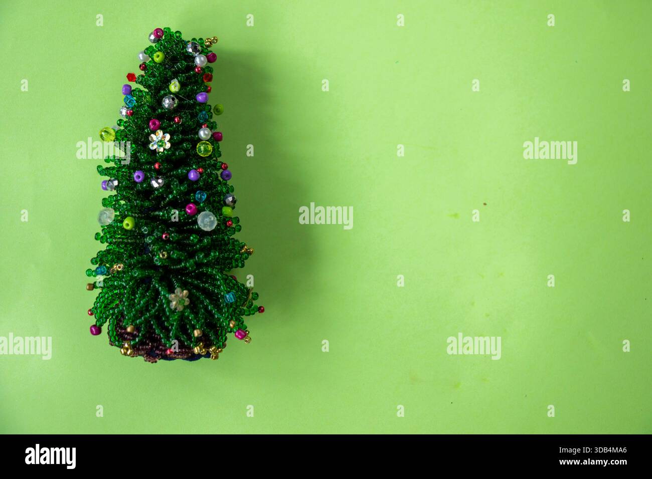 Christmas puzzles hi-res stock photography and images - Alamy