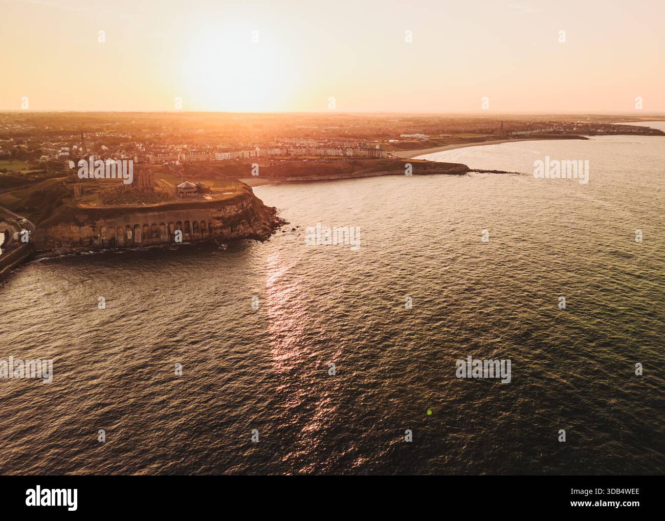 Tynemouth uk 16th aug 2025 hi-res stock photography and images - Alamy