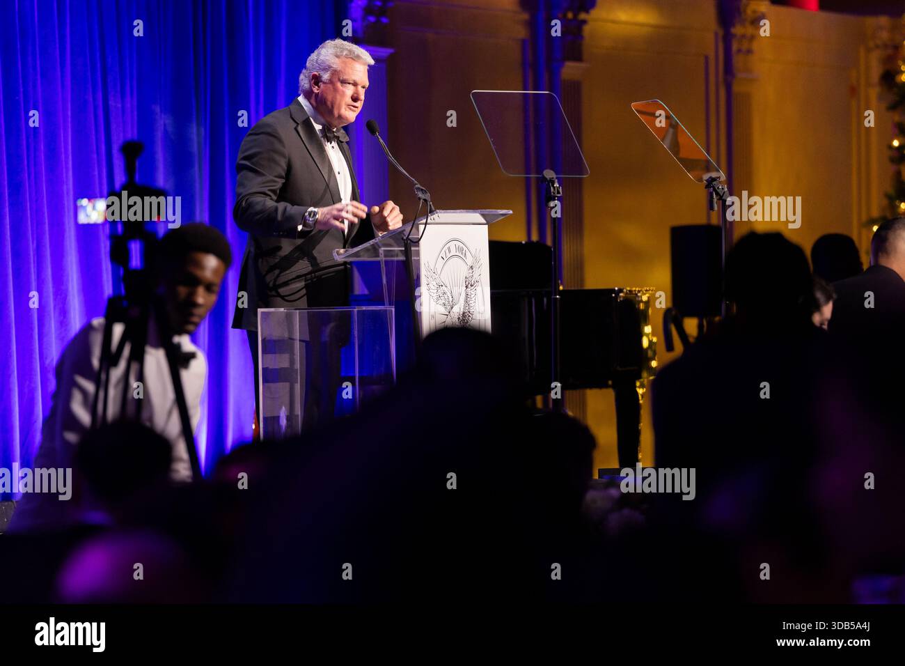 Represenative Mike Collins of Georgia addresses the crowd at the New ...