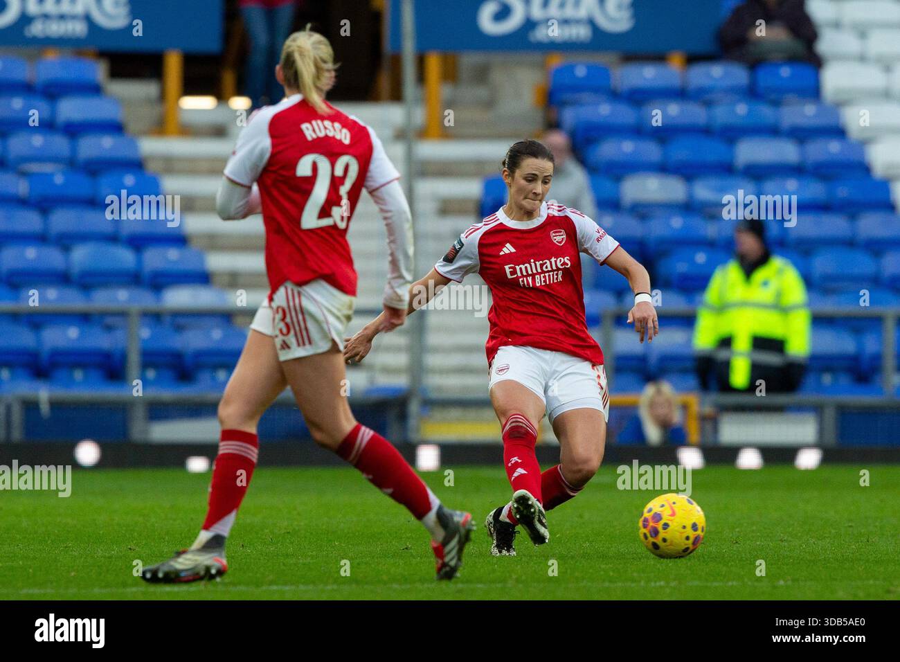 Emily Fox (2 Arsenal) passes the ball out of defence. Everton Women v ...