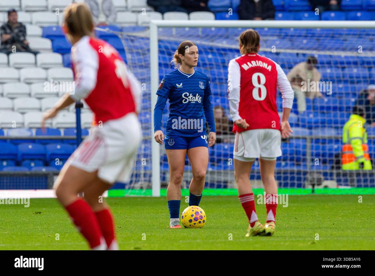 Ruby Mace (30 Everton) on the ball under very little pressure. Everton ...