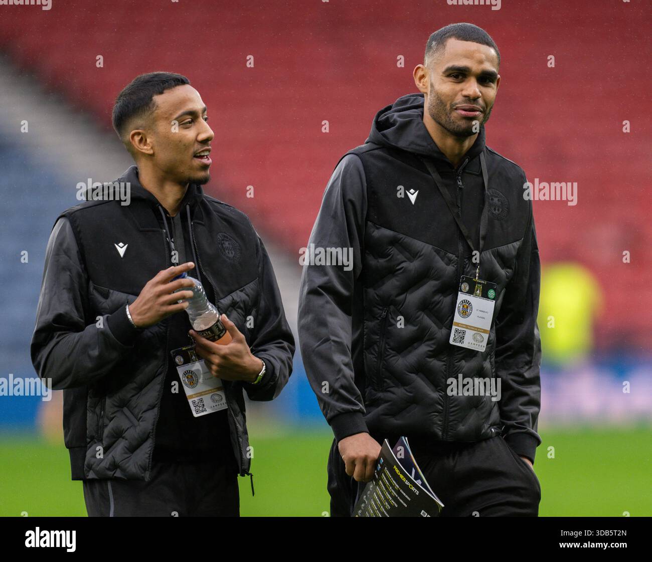 GLASGOW, SCOTLAND - DECEMBER 14: St Mirren's Keanu Baccus and St Mirren ...