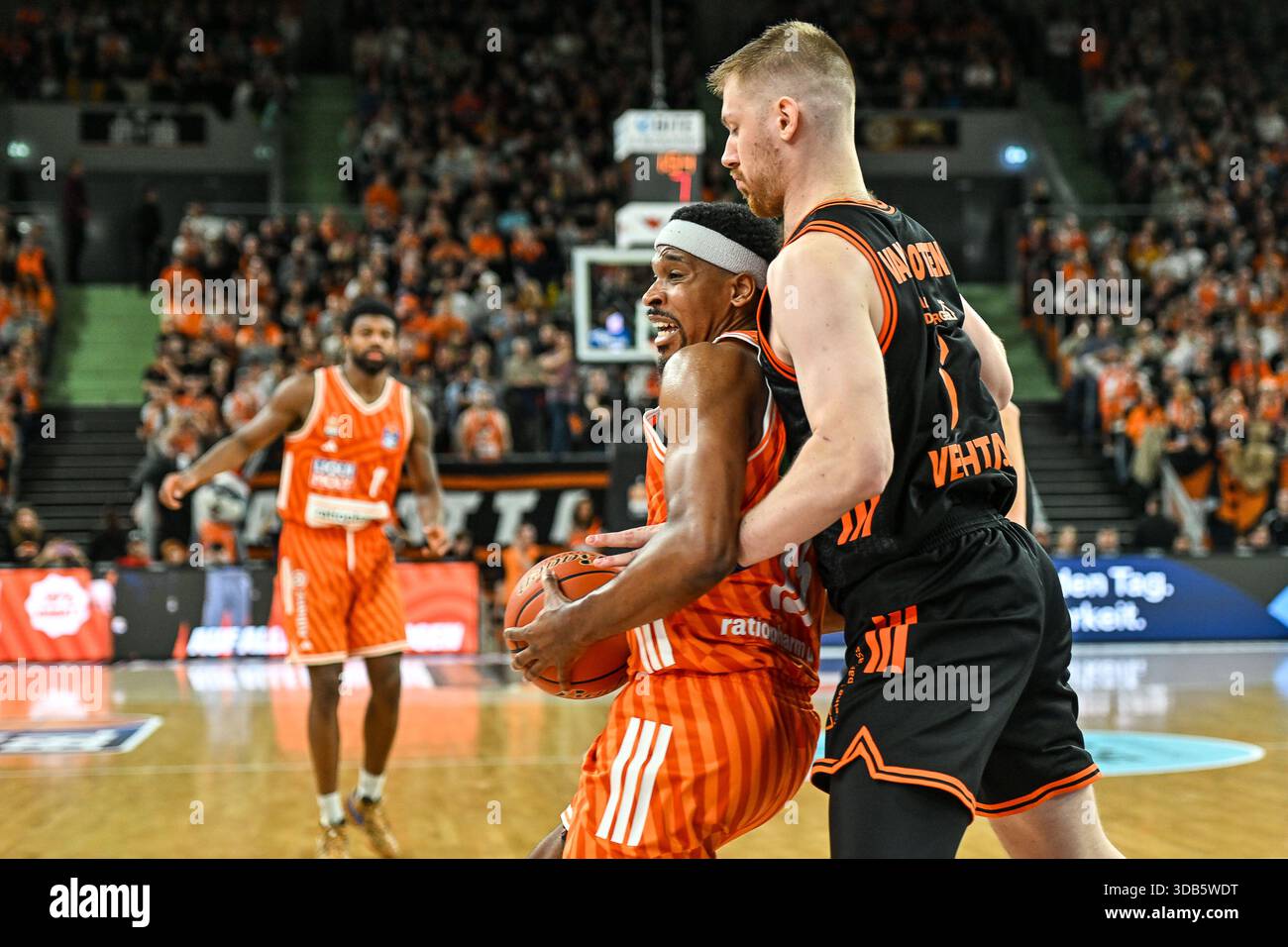 December 13, 2025, ratiopharm arena, Neu-Ulm, GER, BBL, ratiopharm Ulm ...