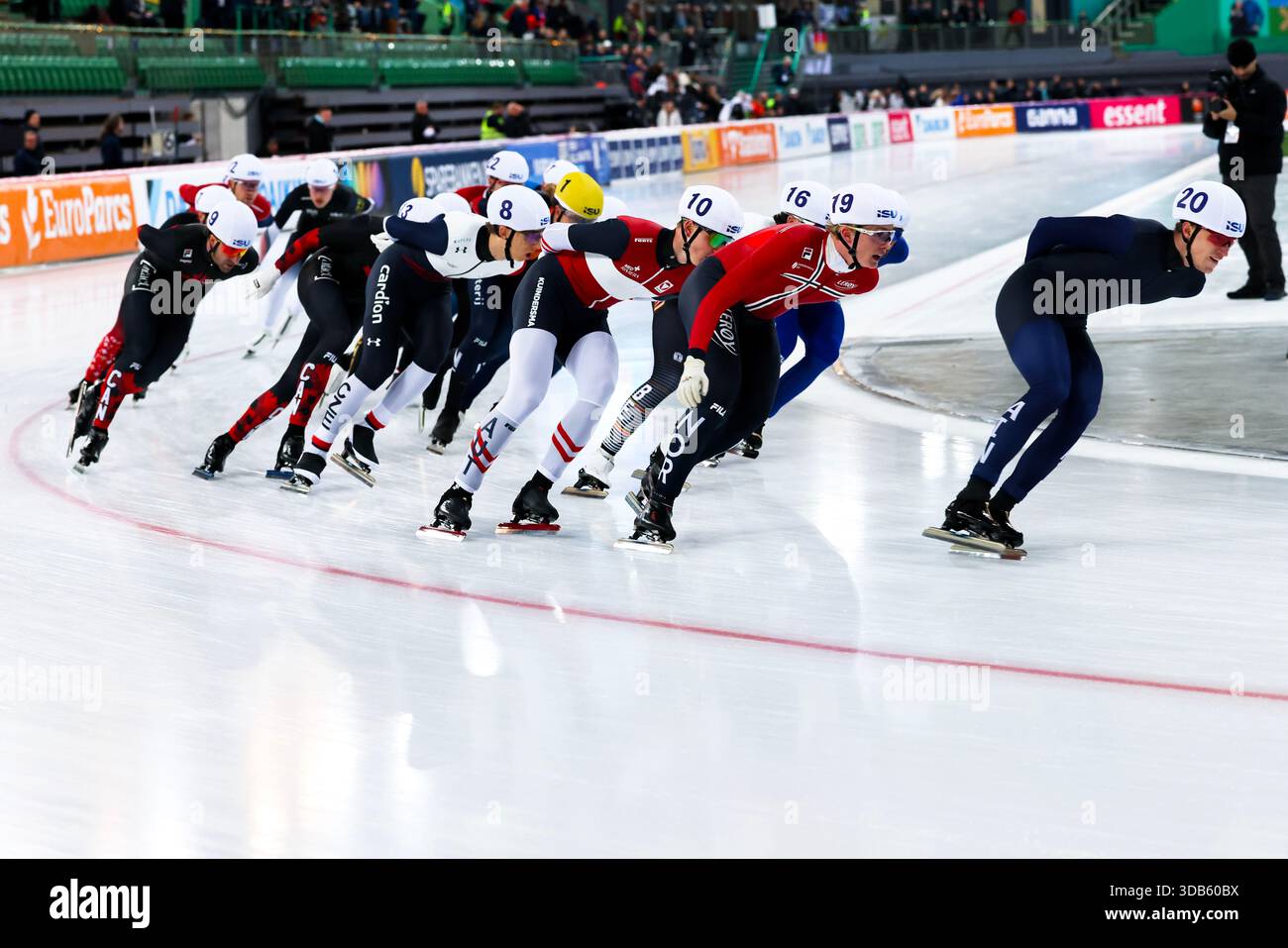Hamar 20251214. The men's mass start in the World Cup on ice skating in ...