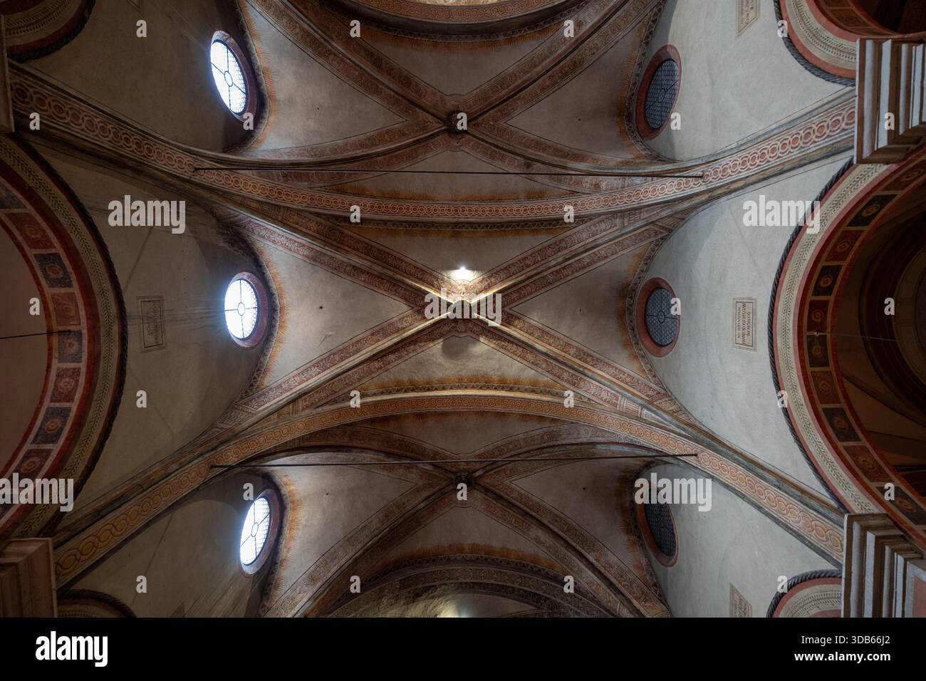 Round clerestory windows hi-res stock photography and images - Alamy
