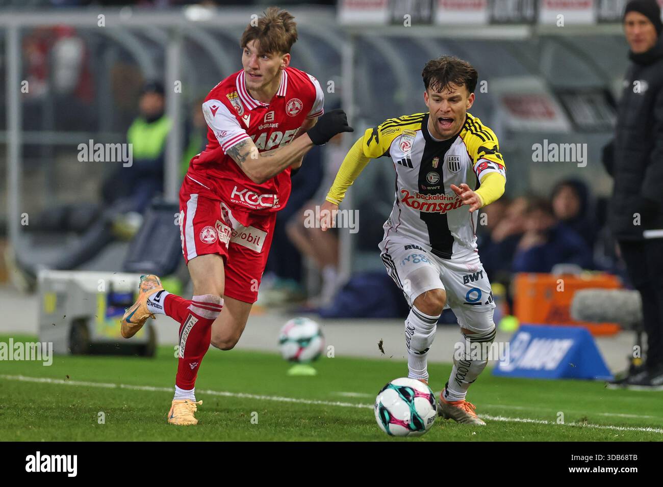GRAZ, AUSTRIA, 13.DEC.25 - SOCCER - ADMIRAL Bundesliga, Grazer AK 1902 ...