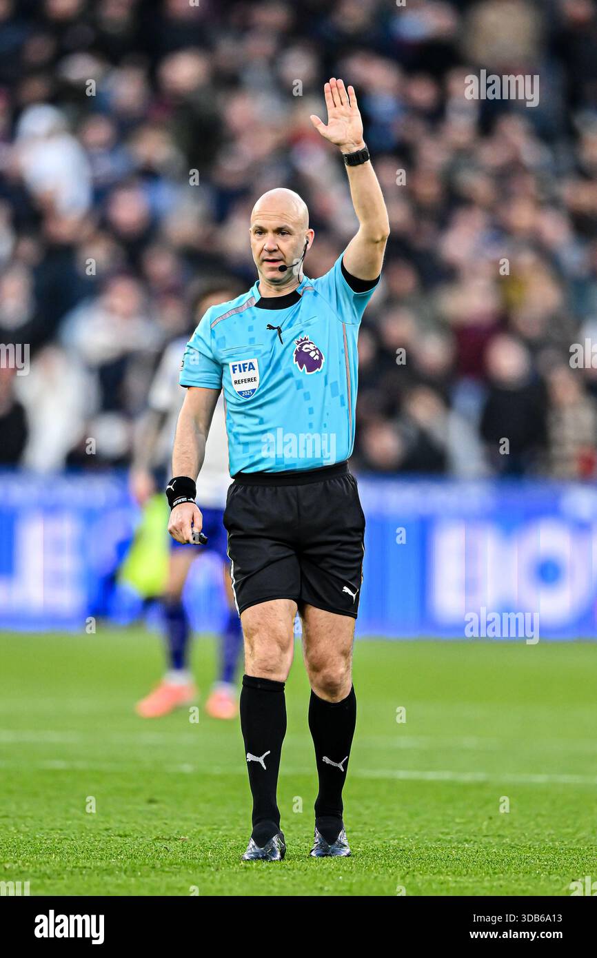 London Stadium, Stratford on Sunday 14th December 2025. Referee Anthony ...