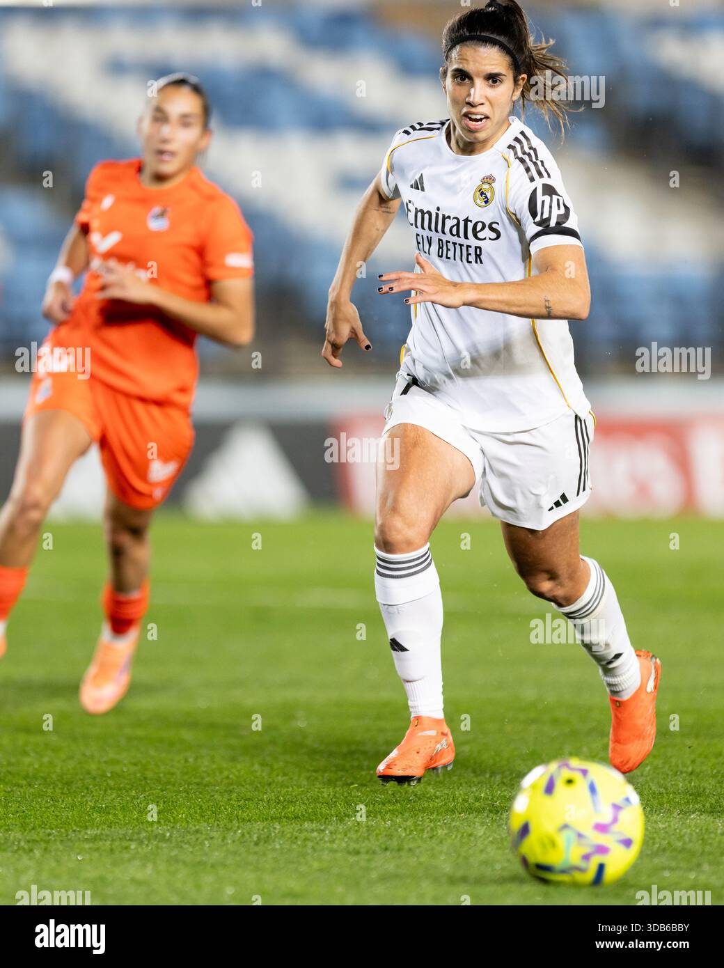 MADRID, SPAIN - DECEMBER 6: Alba María Redondo Ferrer of Real Madrid ...