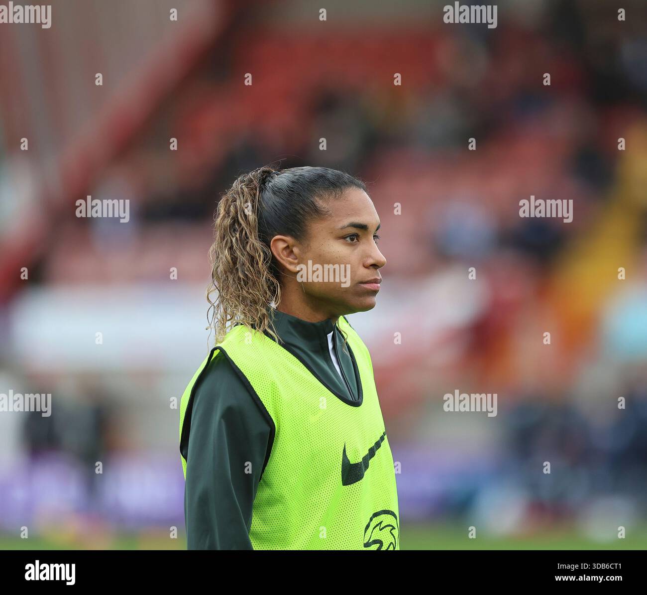 Crawley, England, on 14 December 2025 Catarina Macario (9 Chelsea ...