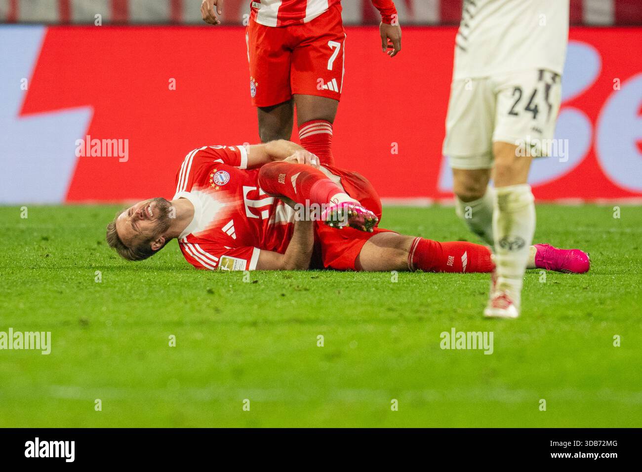 Harry kane bayern 2025 hi-res stock photography and images - Alamy
