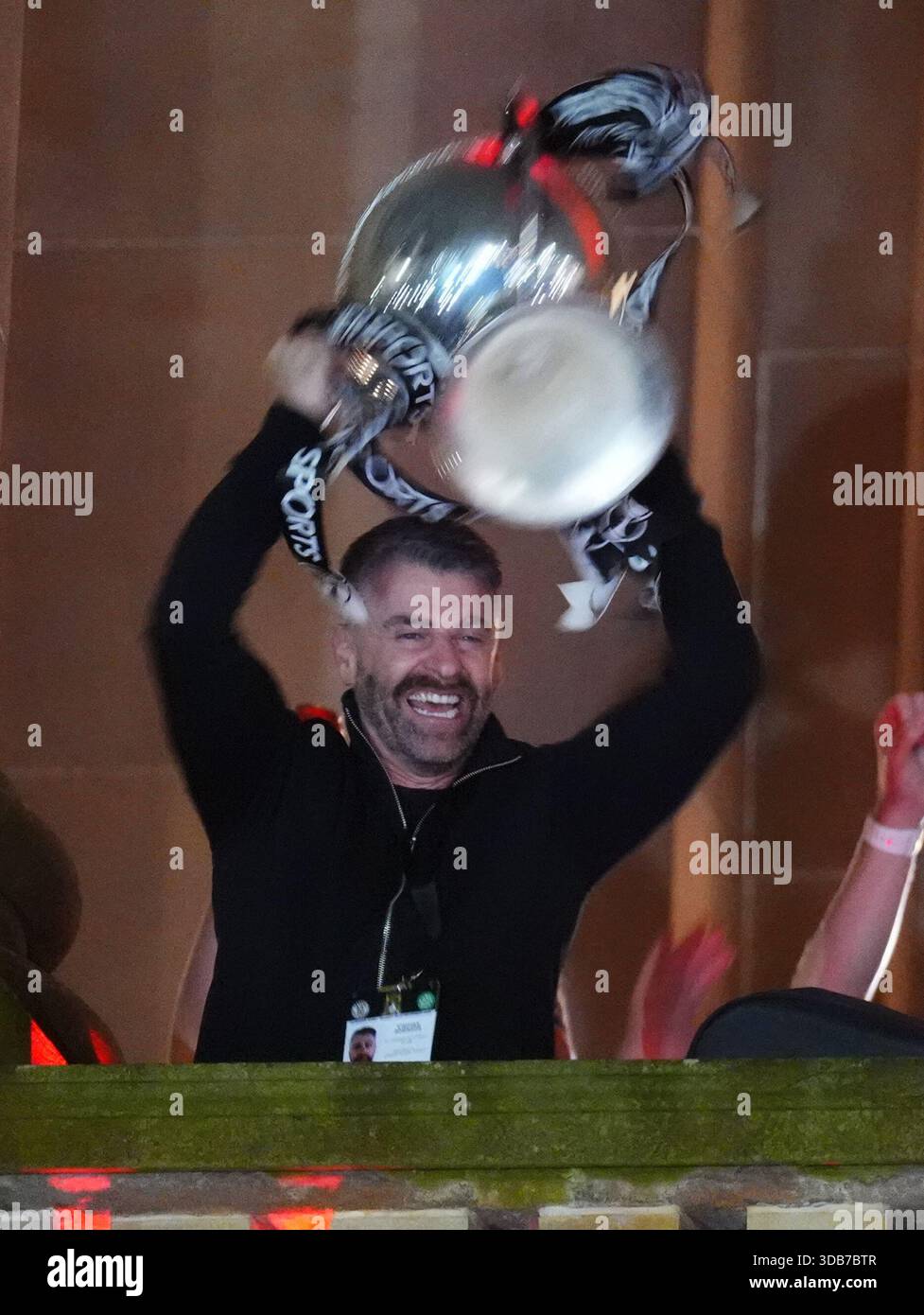 St Mirren manager Stephen Robinson celebrates on the balcony of Paisley ...