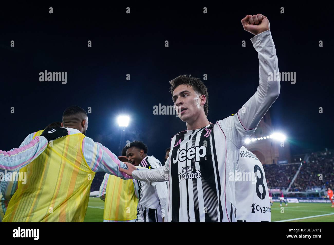 Kenan Yildiz of Juventus FC celebrates after Juan Cabal scored first ...