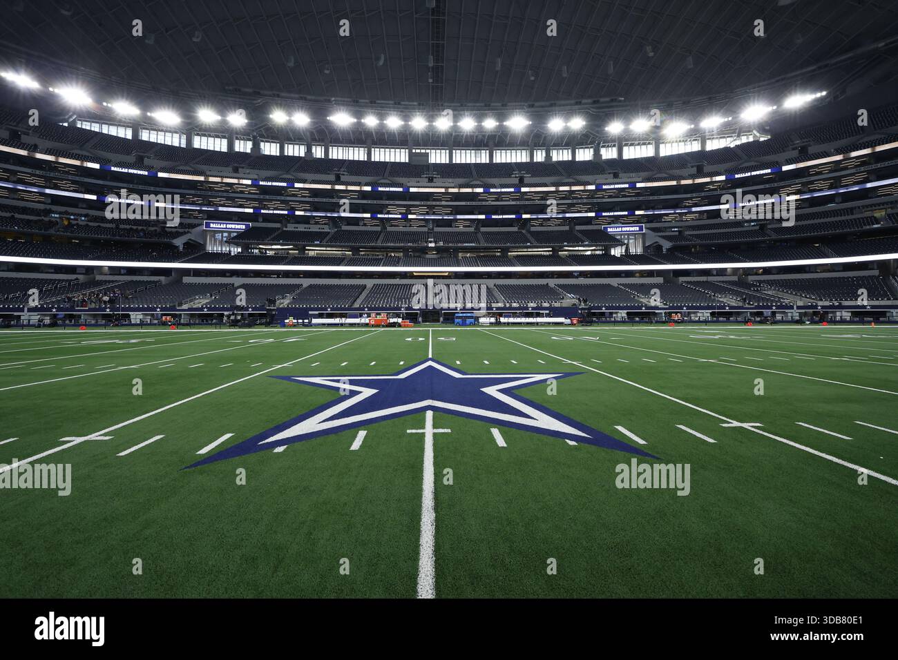The midfield star at AT&T Stadium from field level in an empty stadium ...