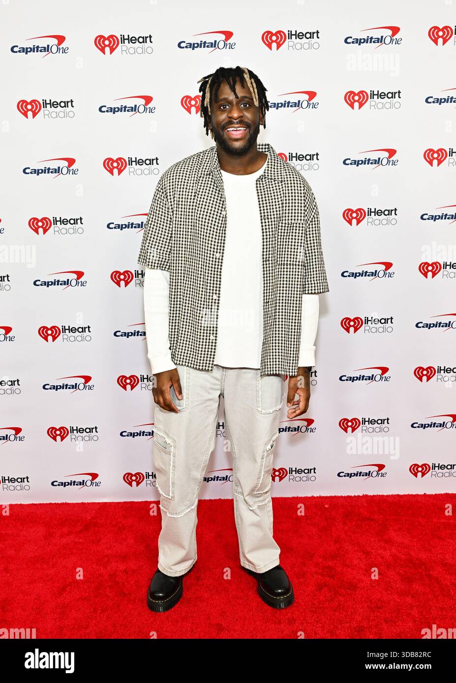Myles Smith attends Z100's iHeartRadio Jingle Ball at Madison Square ...