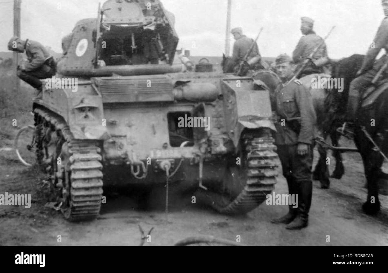 The Renault ACG-1 (alsi known as the Renault AMC-35) was a French ...