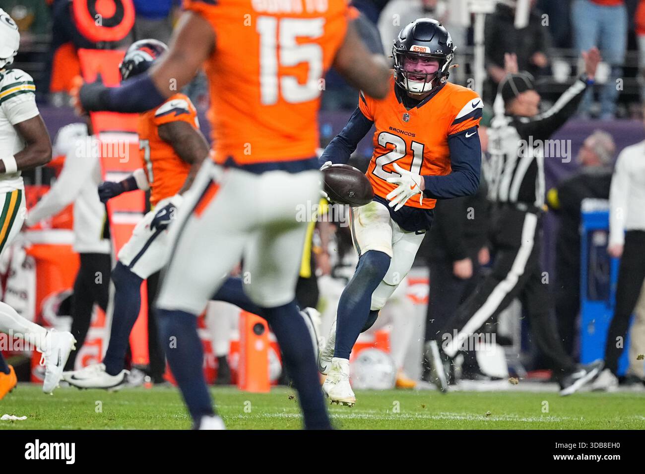 Denver Broncos cornerback Riley Moss (21) makes an interception against ...