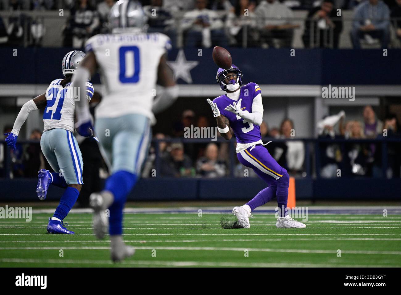 Minnesota Vikings wide receiver Jordan Addison makes a catch during the ...