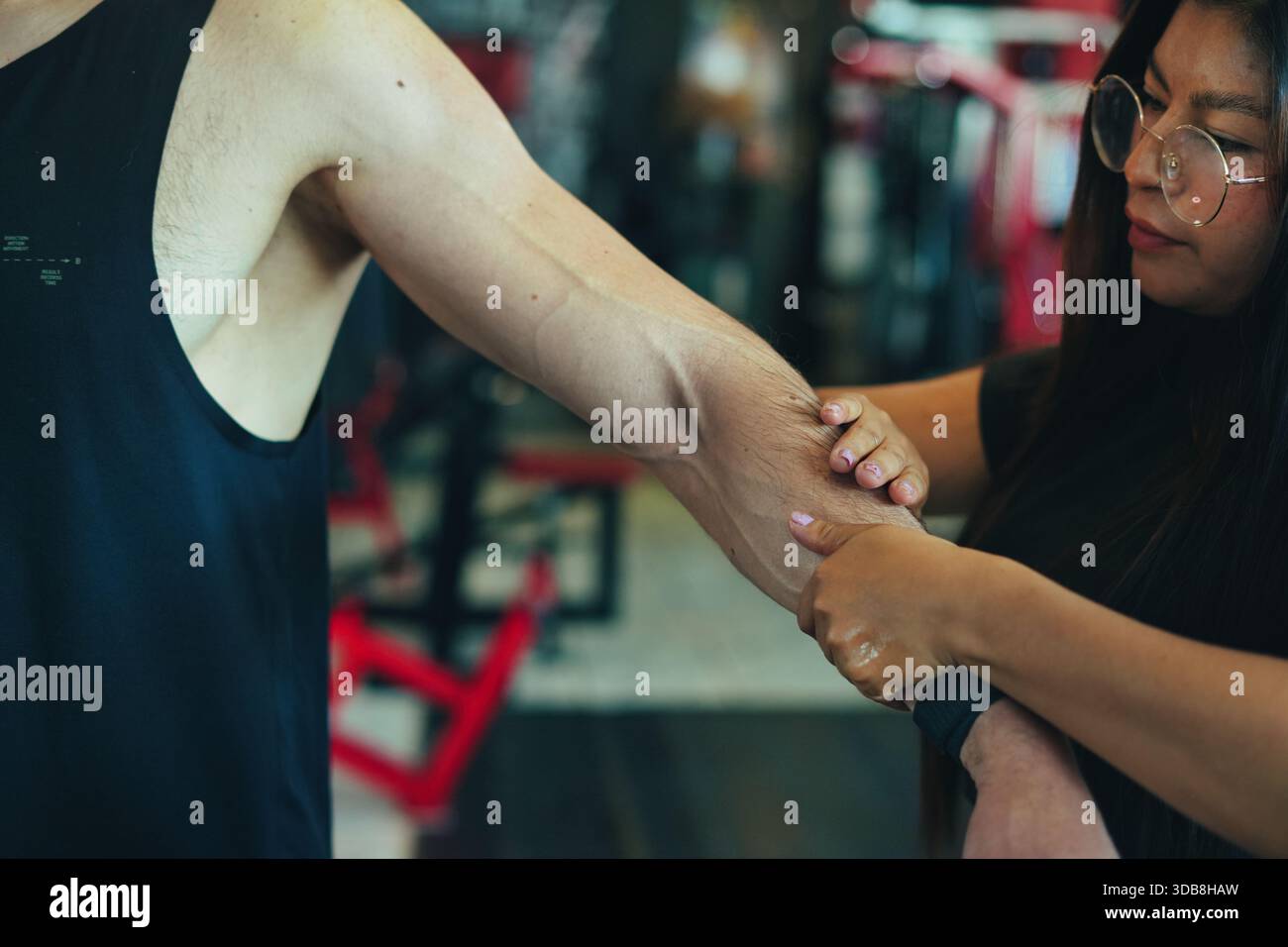 Female therapist performing deep tissue hi-res stock photography and ...