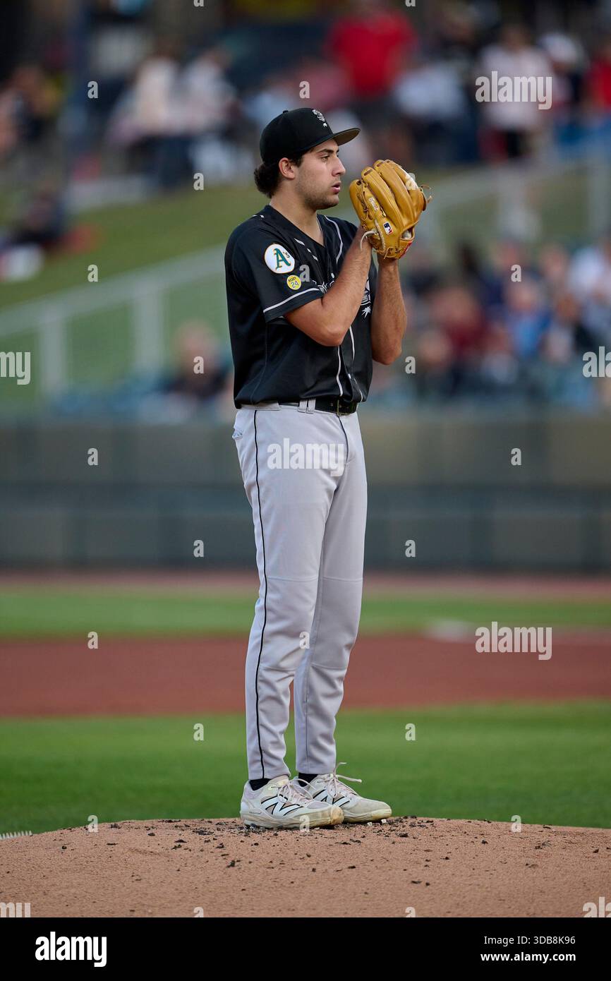 Lansing Lugnuts pitcher Steven Echavarria (11) during an MiLB Midwest League baseball game ...