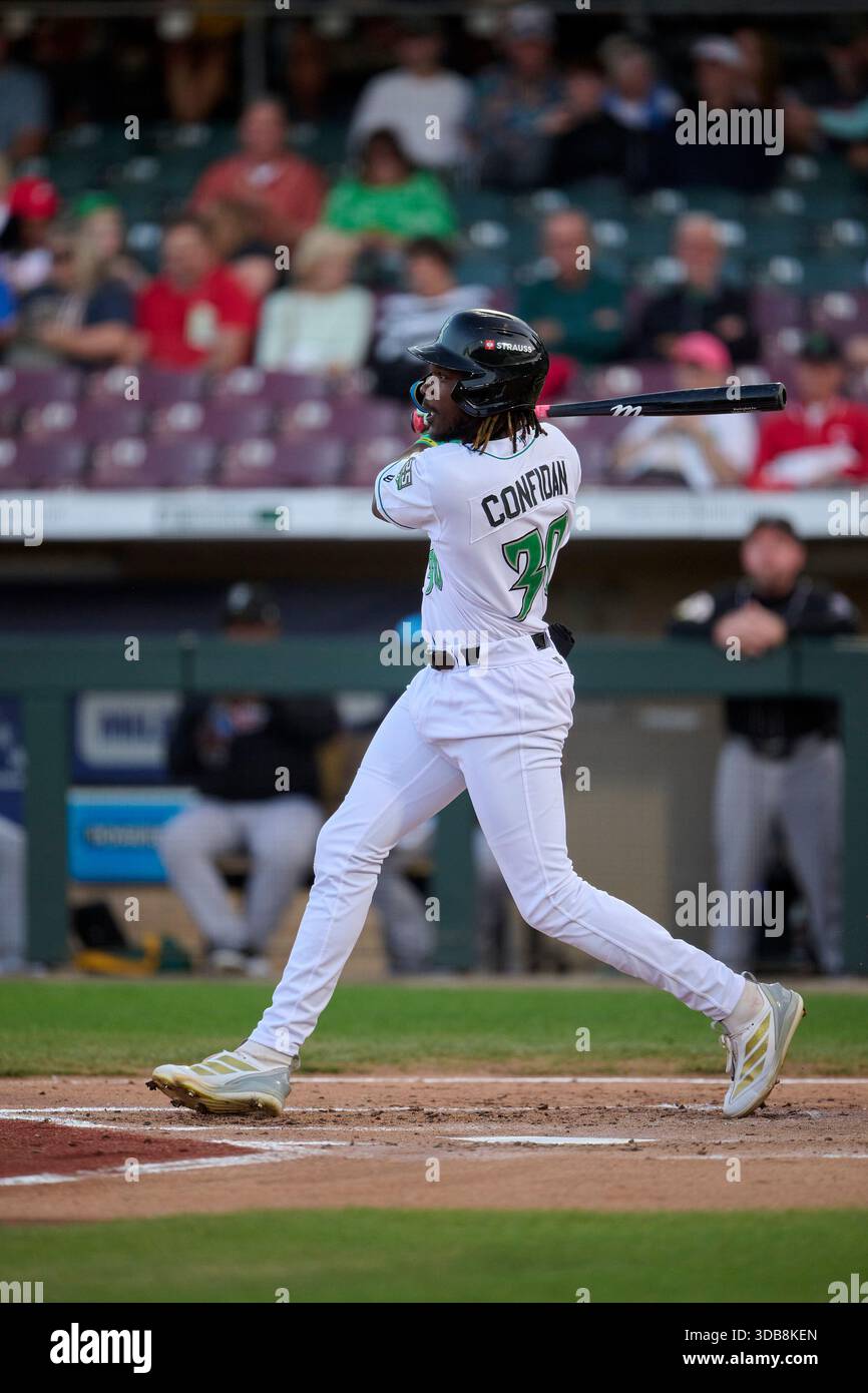 Dayton Dragons Yerlin Confidan (30) bats during an MiLB Midwest League baseball game against the ...