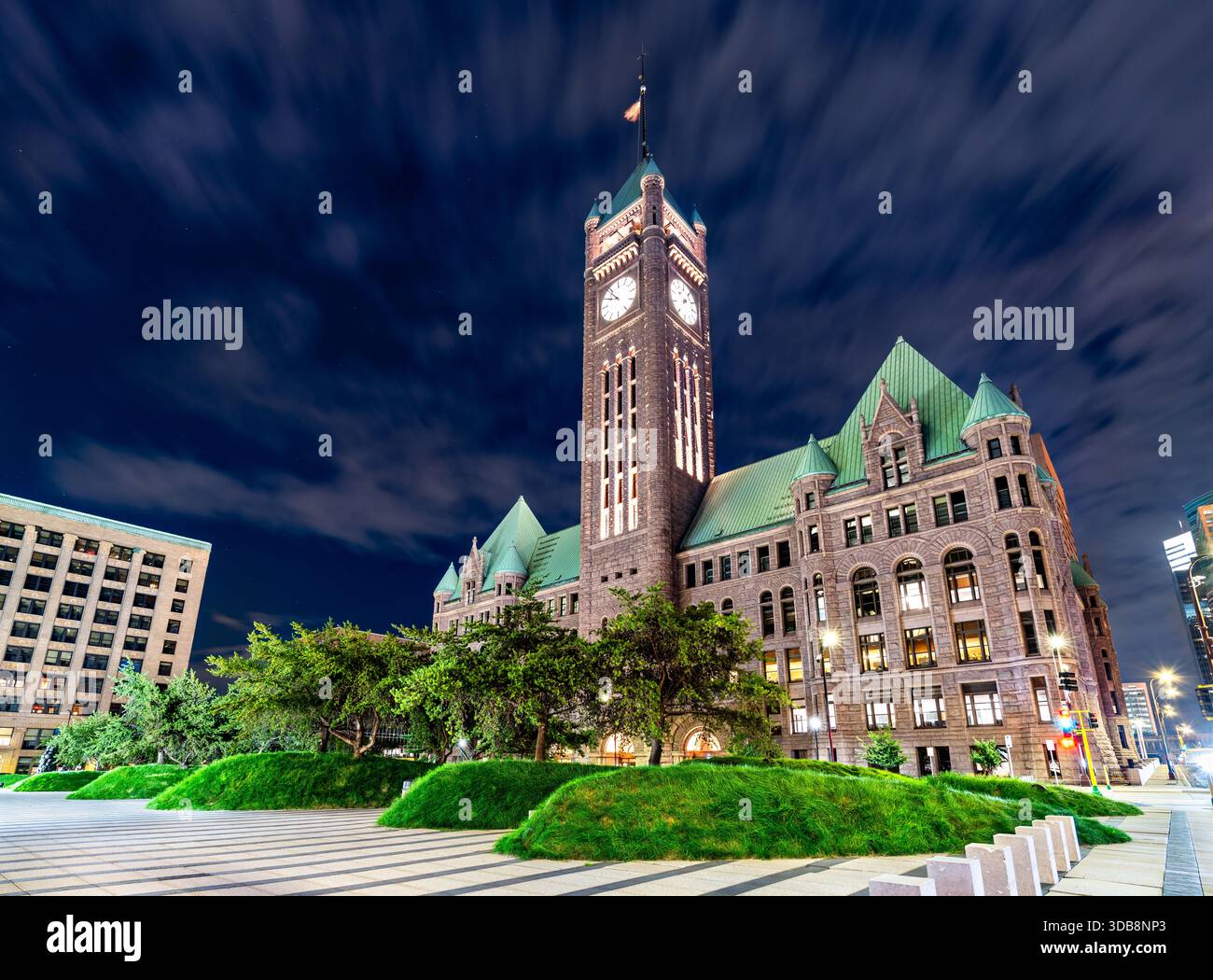 Richardsonian romanesque architecture hi-res stock photography and ...
