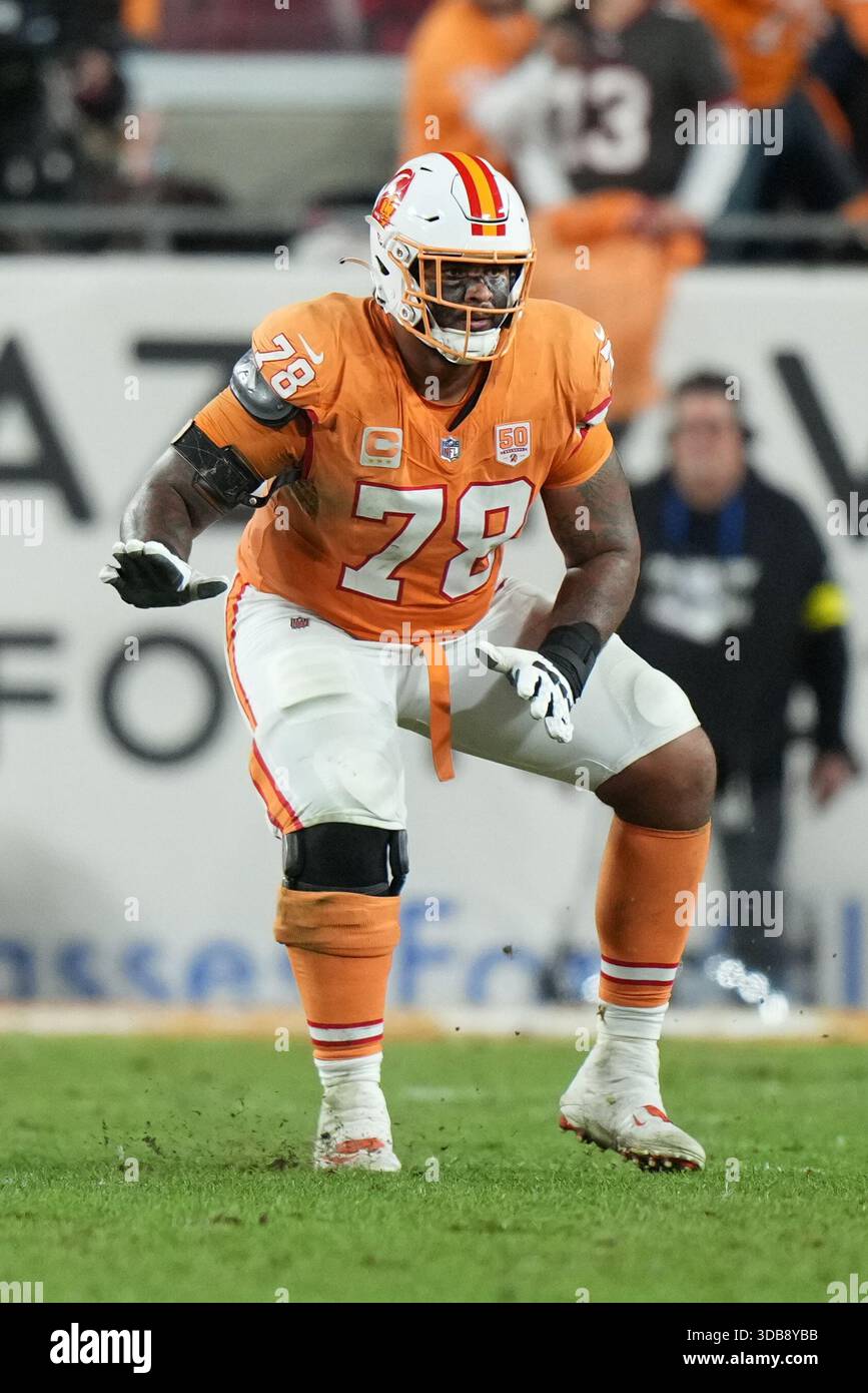 Tampa Bay Buccaneers offensive tackle Tristan Wirfs (78) protects the ...
