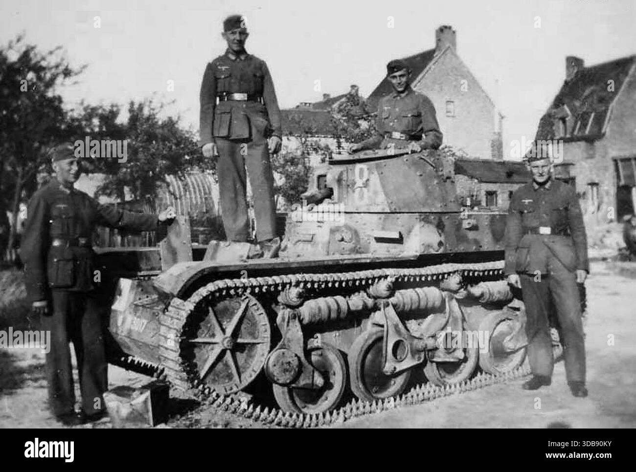 The Renault AMR-35 was an interwar light tank. A total of 20 were built ...