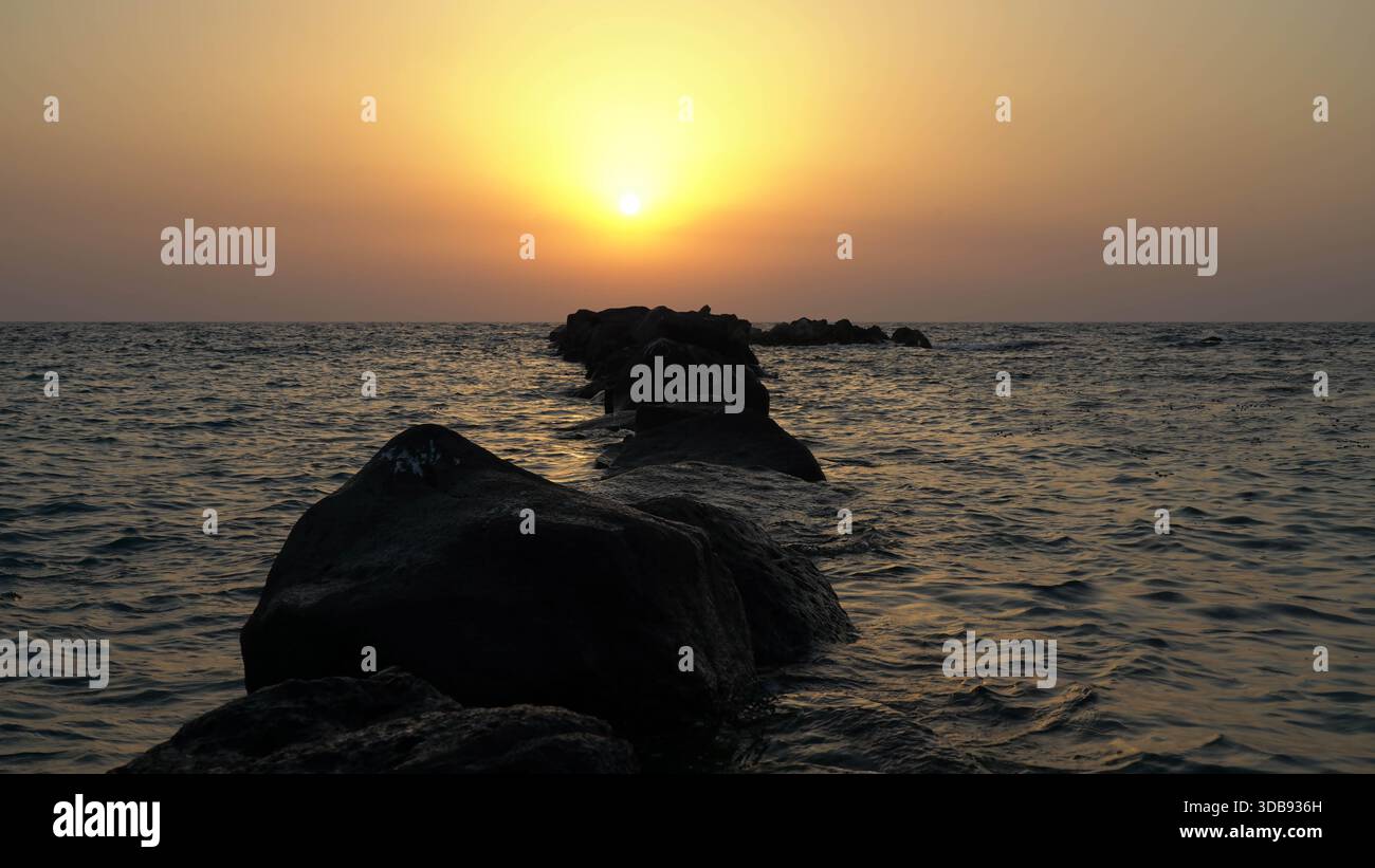 Corniche sunset jeddah saudi arabia hi-res stock photography and images ...