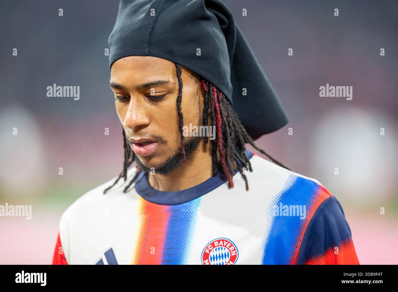 Michael olise bayern hi-res stock photography and images - Alamy