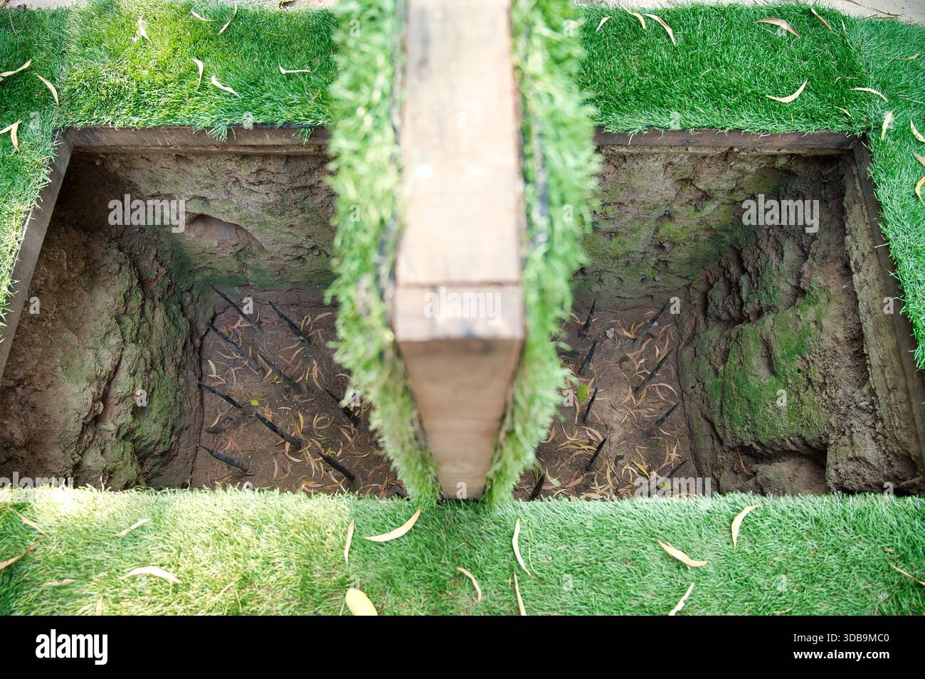 Guerrilla tactic hi-res stock photography and images - Alamy