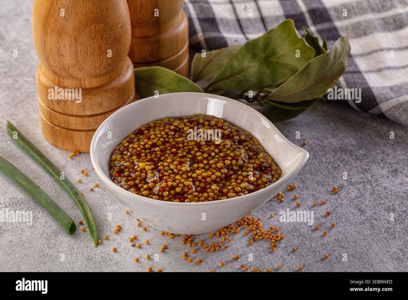 French spicy mustard sauce with seeds Stock Photo - Alamy