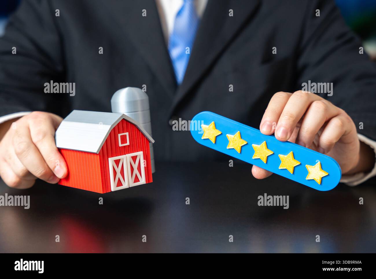 Zoo tours hi-res stock photography and images - Alamy