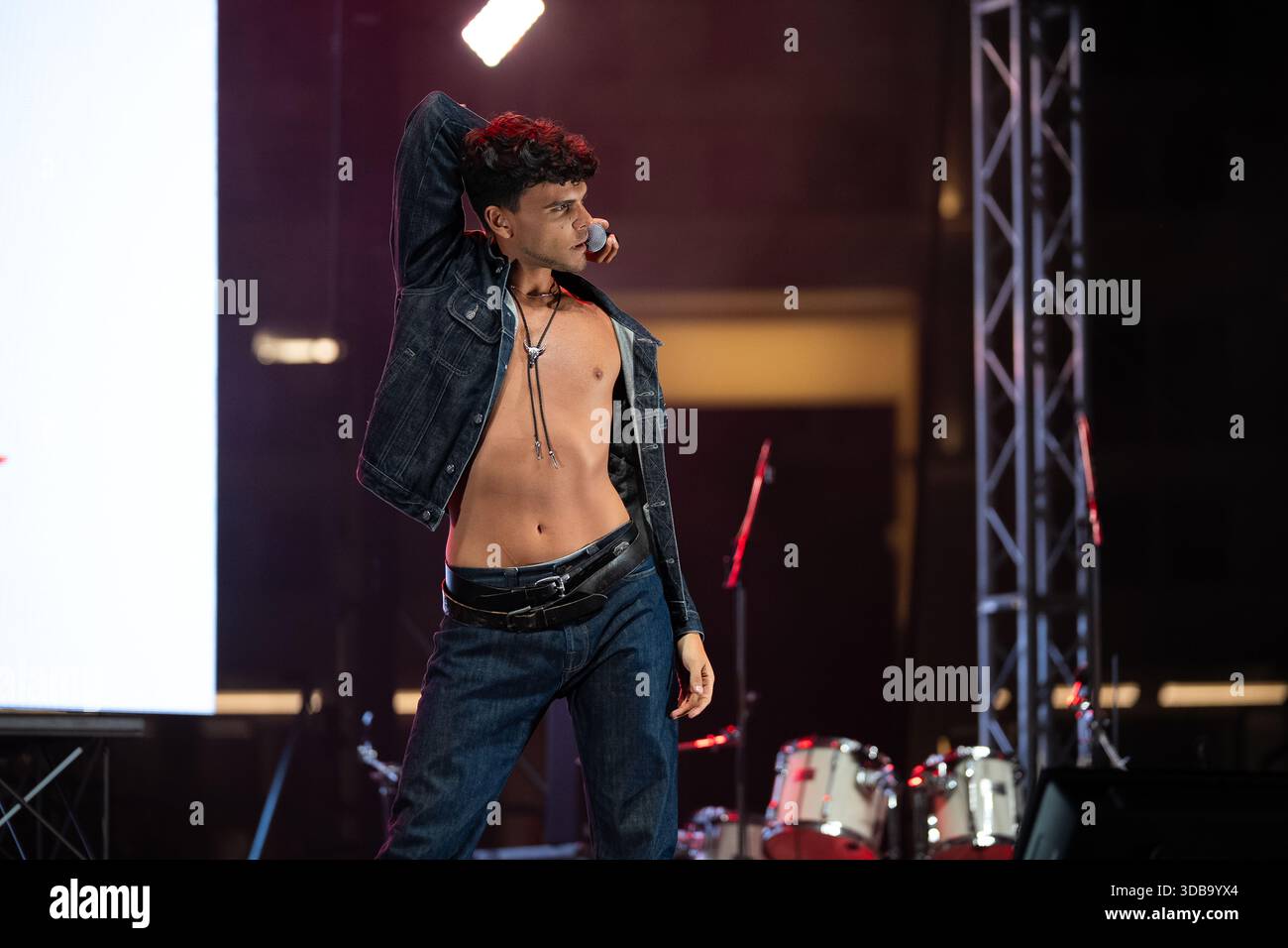 Salerno, Italy. Clemente Mezzacapo aka Klem (emerging artist) performs ...