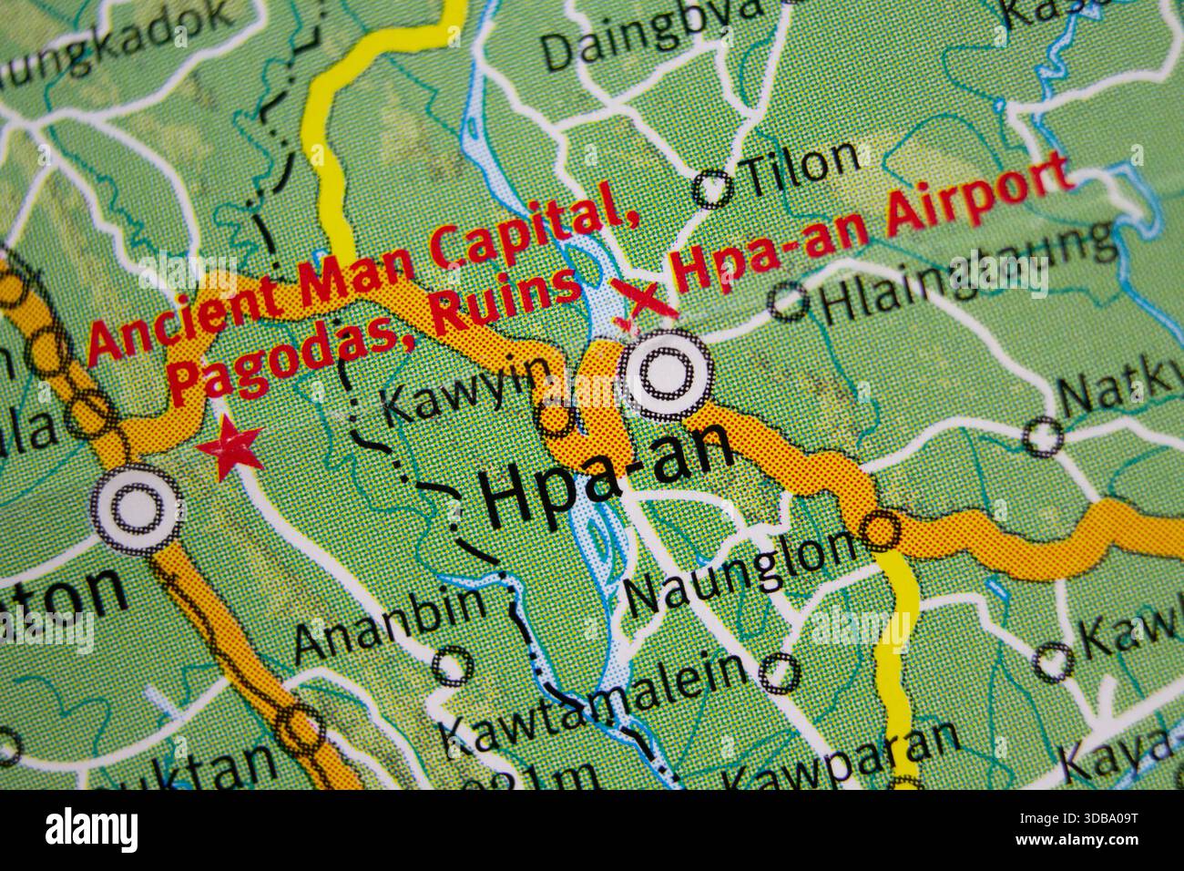 Hpa-an, Myanmar or Burma - colour atlas map of town Stock Photo - Alamy