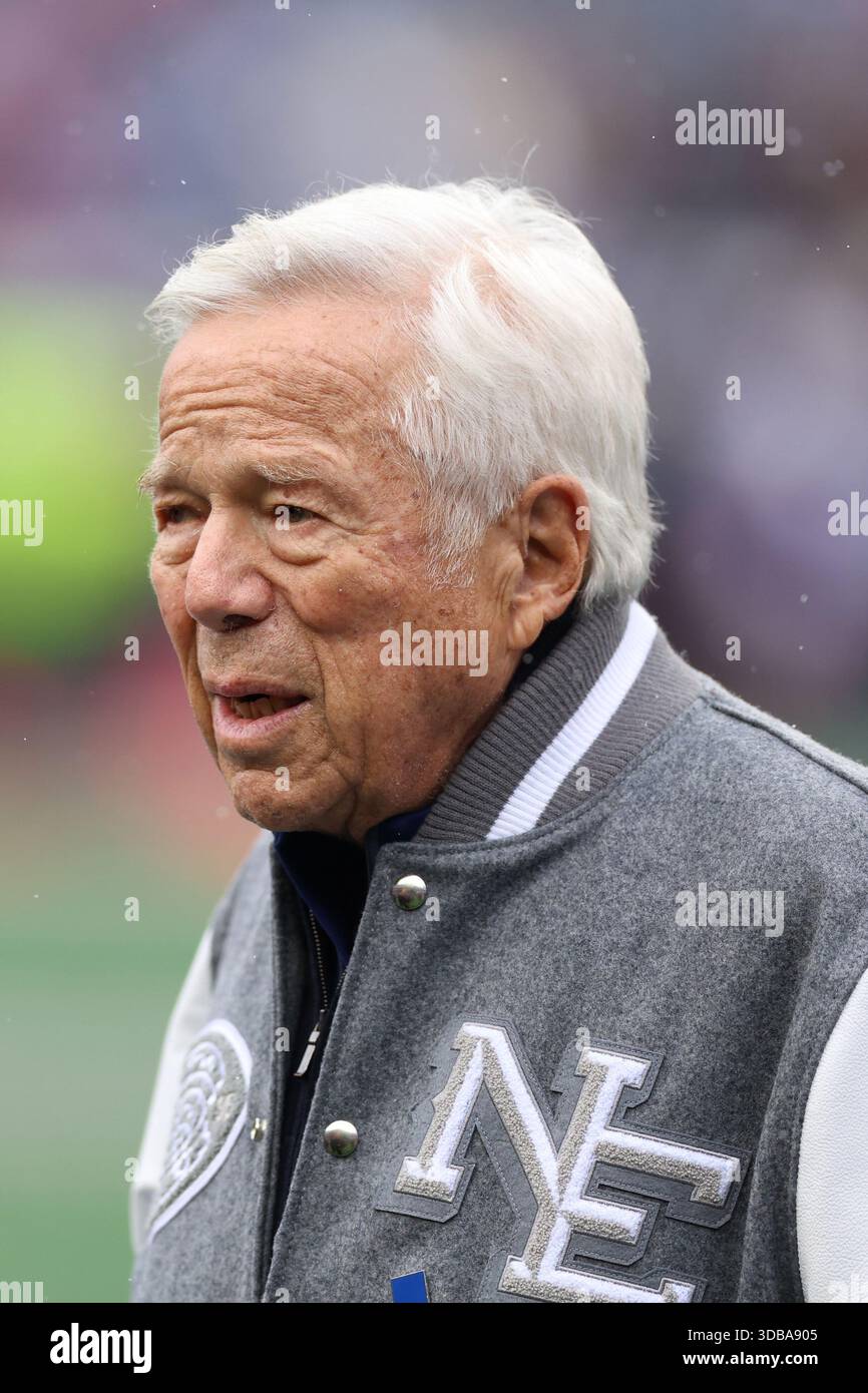 New England Patriots owner Robert Kraft walks the sidelines pregame ...