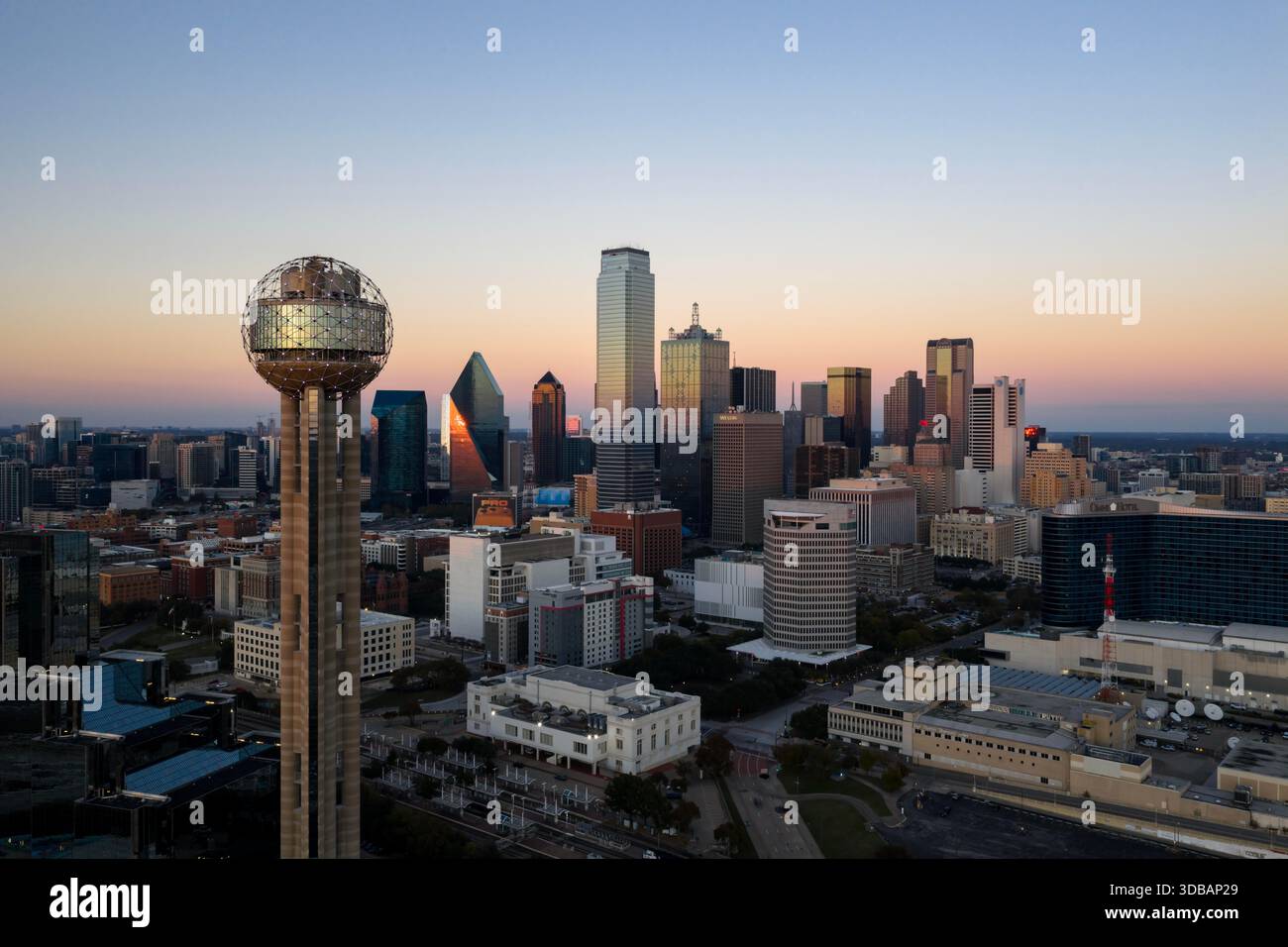 Aerial view dallas airport texas hi-res stock photography and images ...