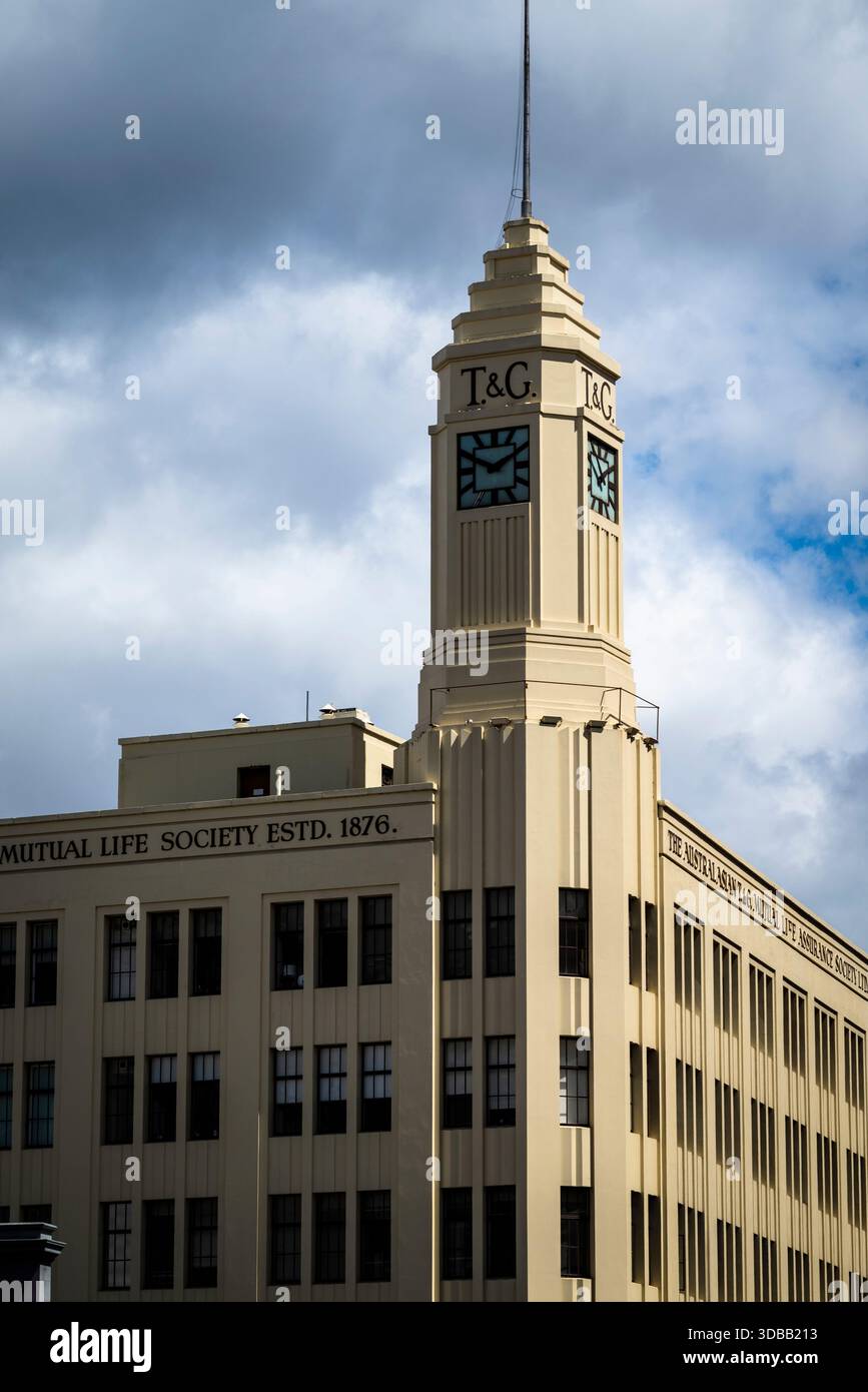 Mutual life assurance building hi-res stock photography and images - Alamy