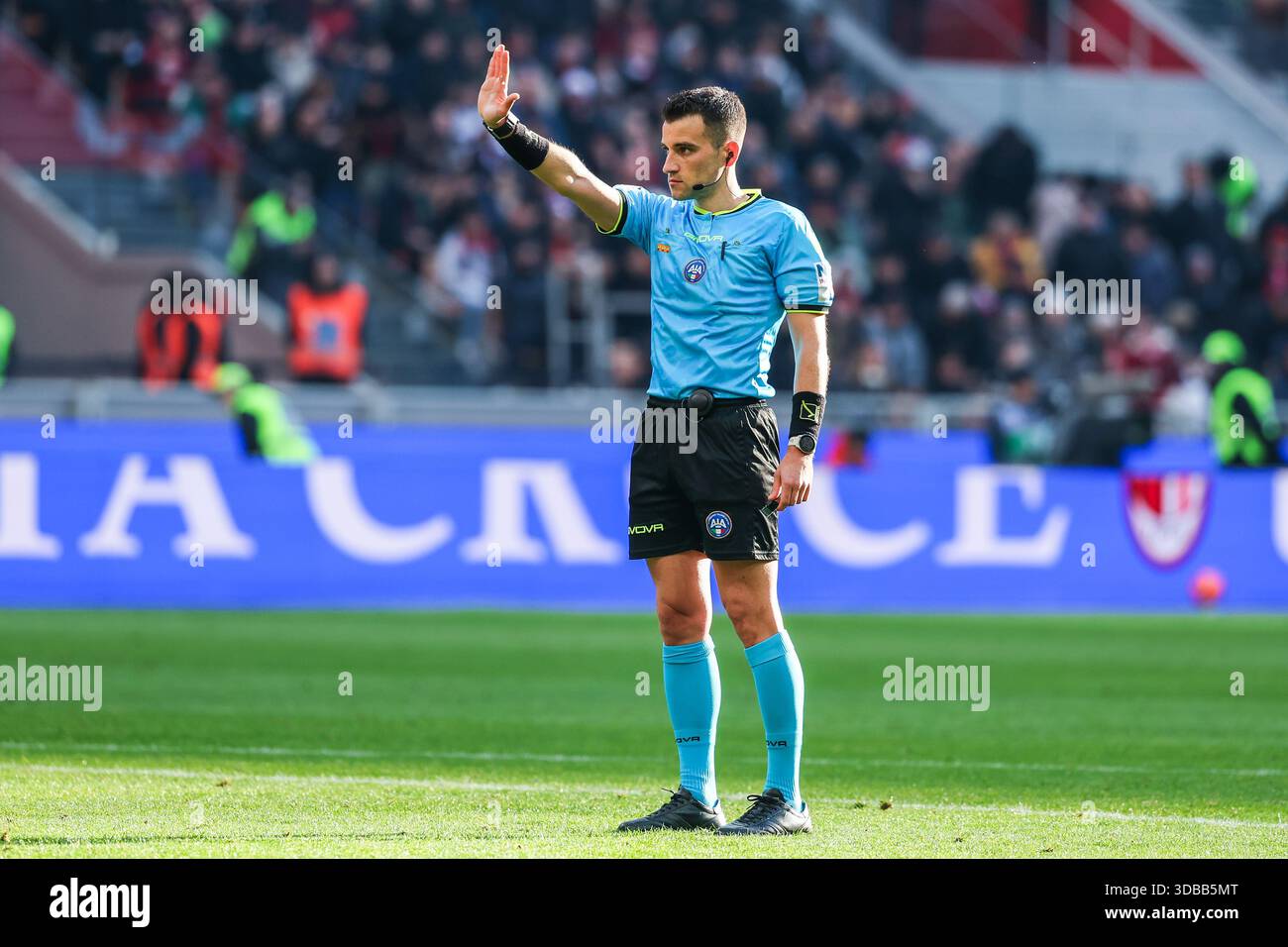 Referee Valerio Crezzini is seen in action during the Serie A 2025/26 ...