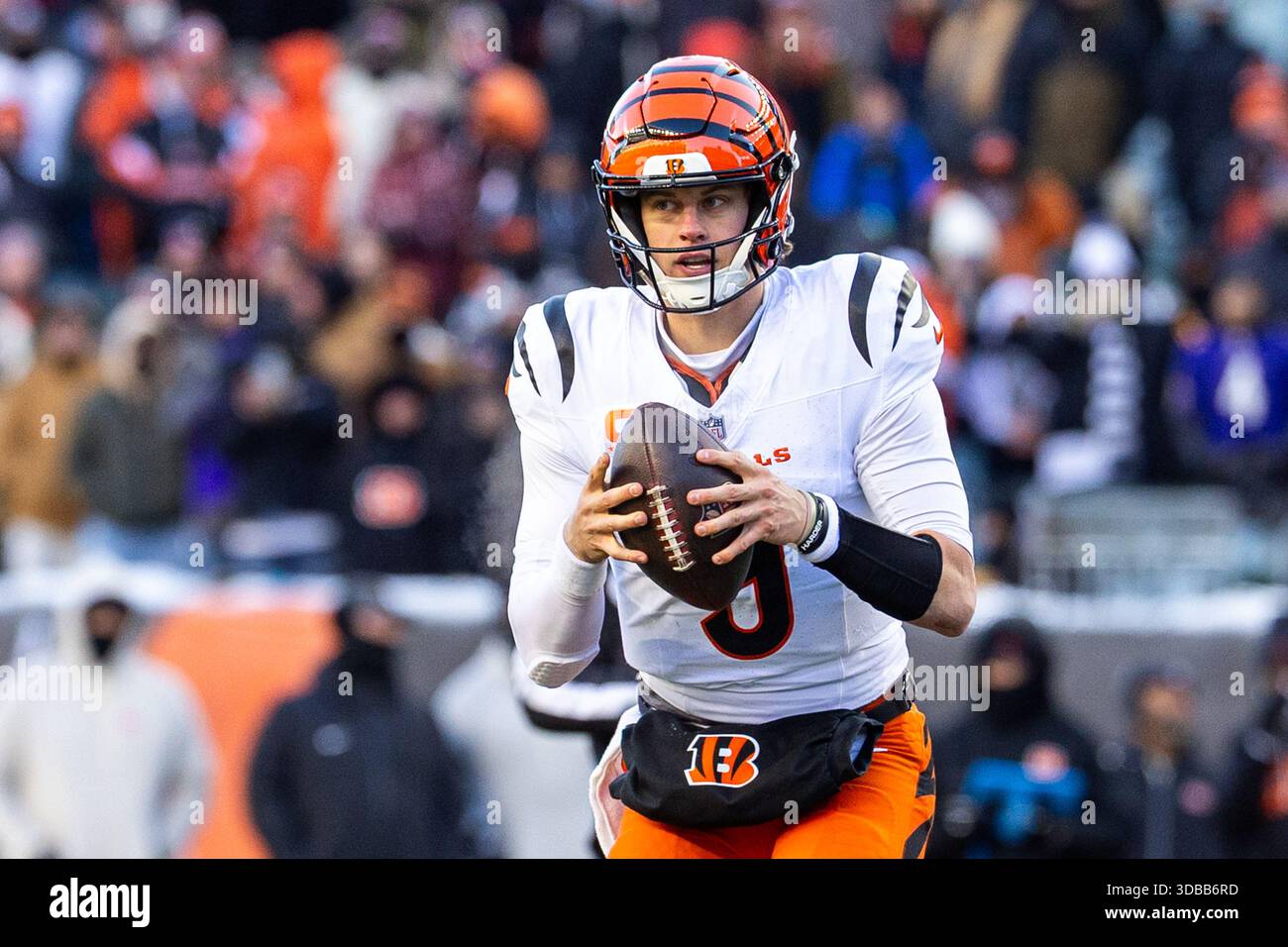 December 14, 2025: Cincinnati Bengals quarterback Joe Burrow (9) during ...