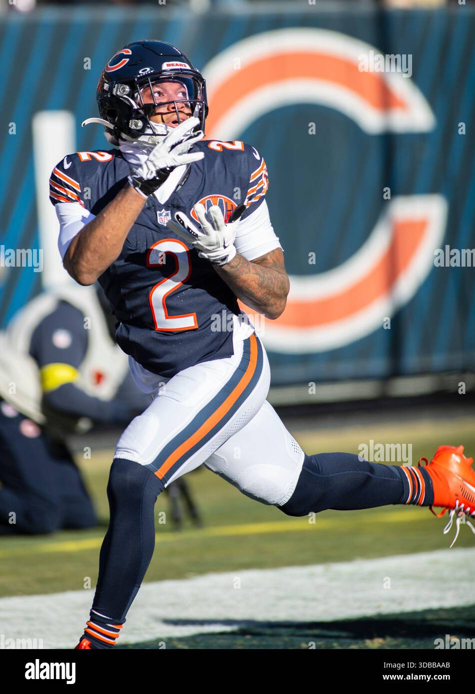 December 14, 2025: Chicago Bears DJ Moore (2) catches a touchdown pass ...