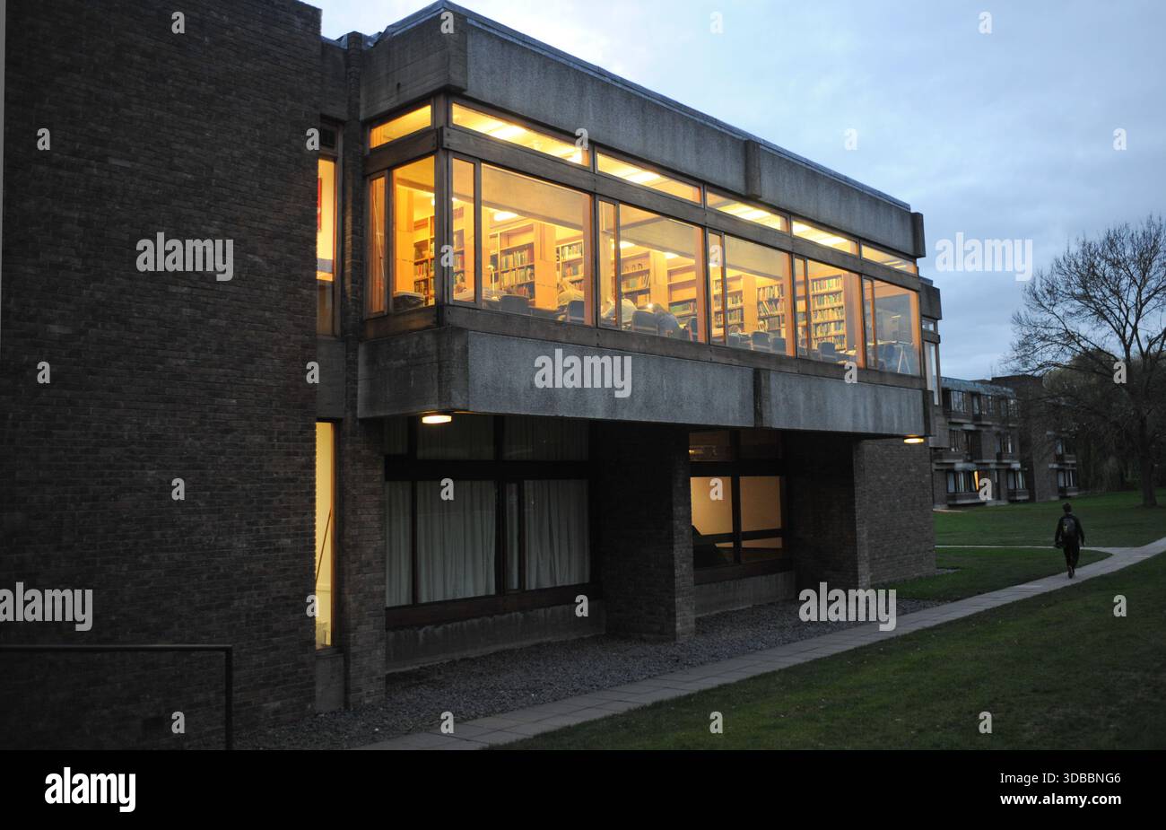 Churchill College, Cambridge home to Barbara Hepworth's Four Square ...