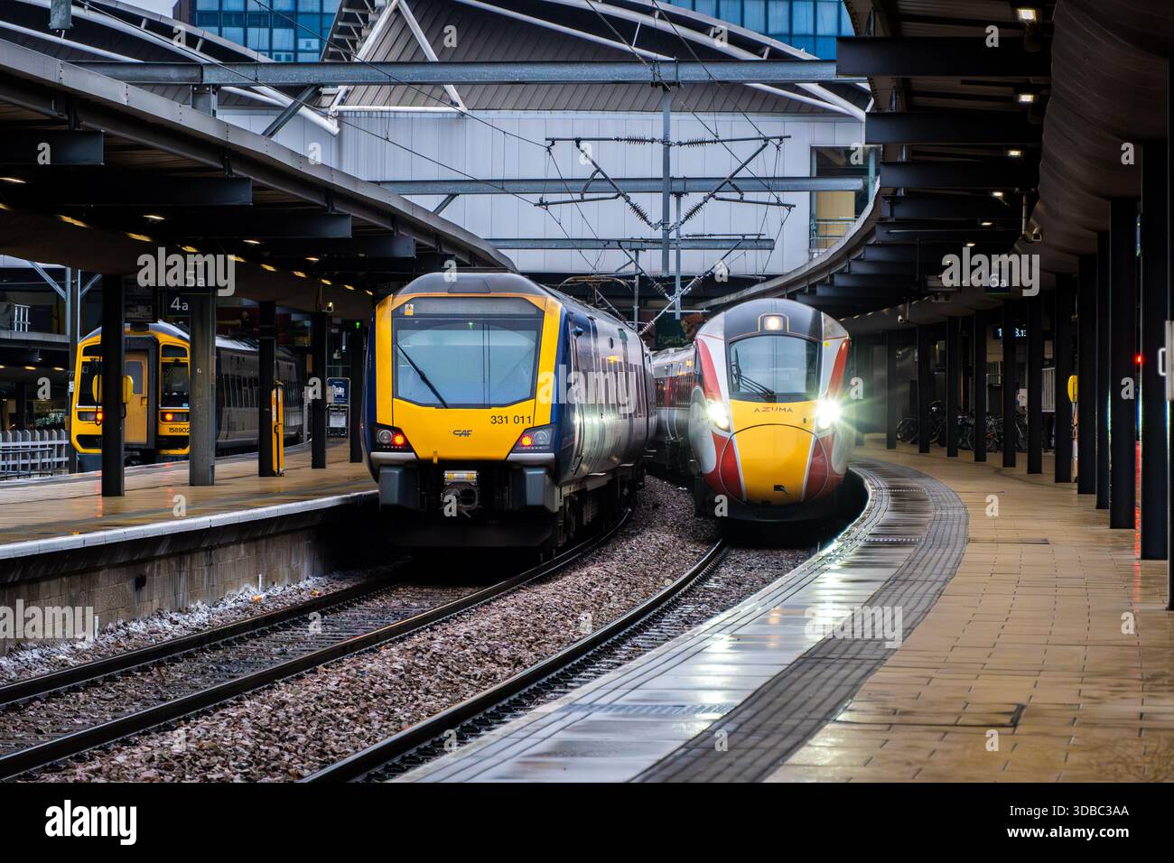 LEEDS, UK - DECEMBER 12, 2025. Front view of a LNER Azuma bi-modal ...