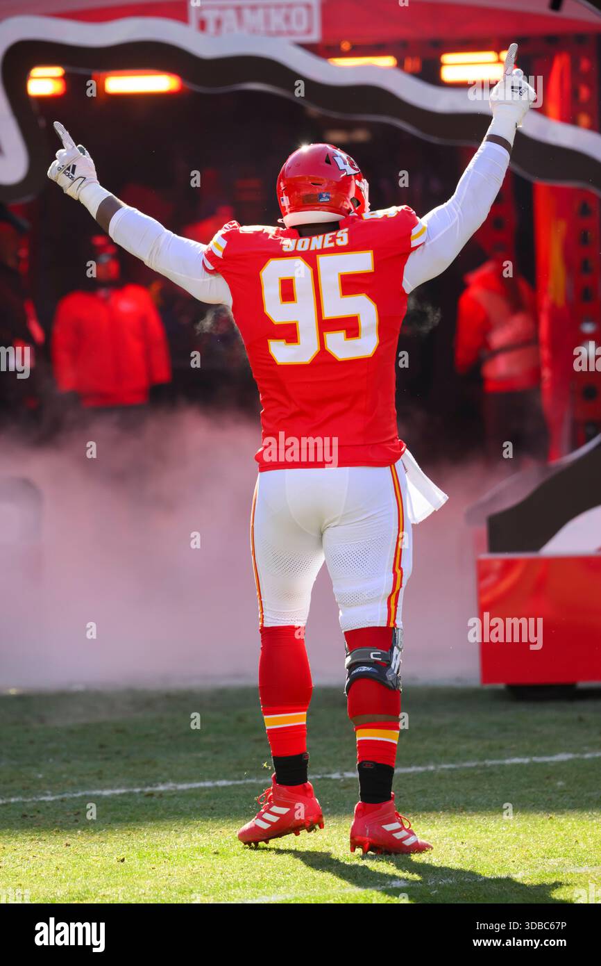 Kansas City Chiefs defensive tackle Chris Jones comes onto the field ...