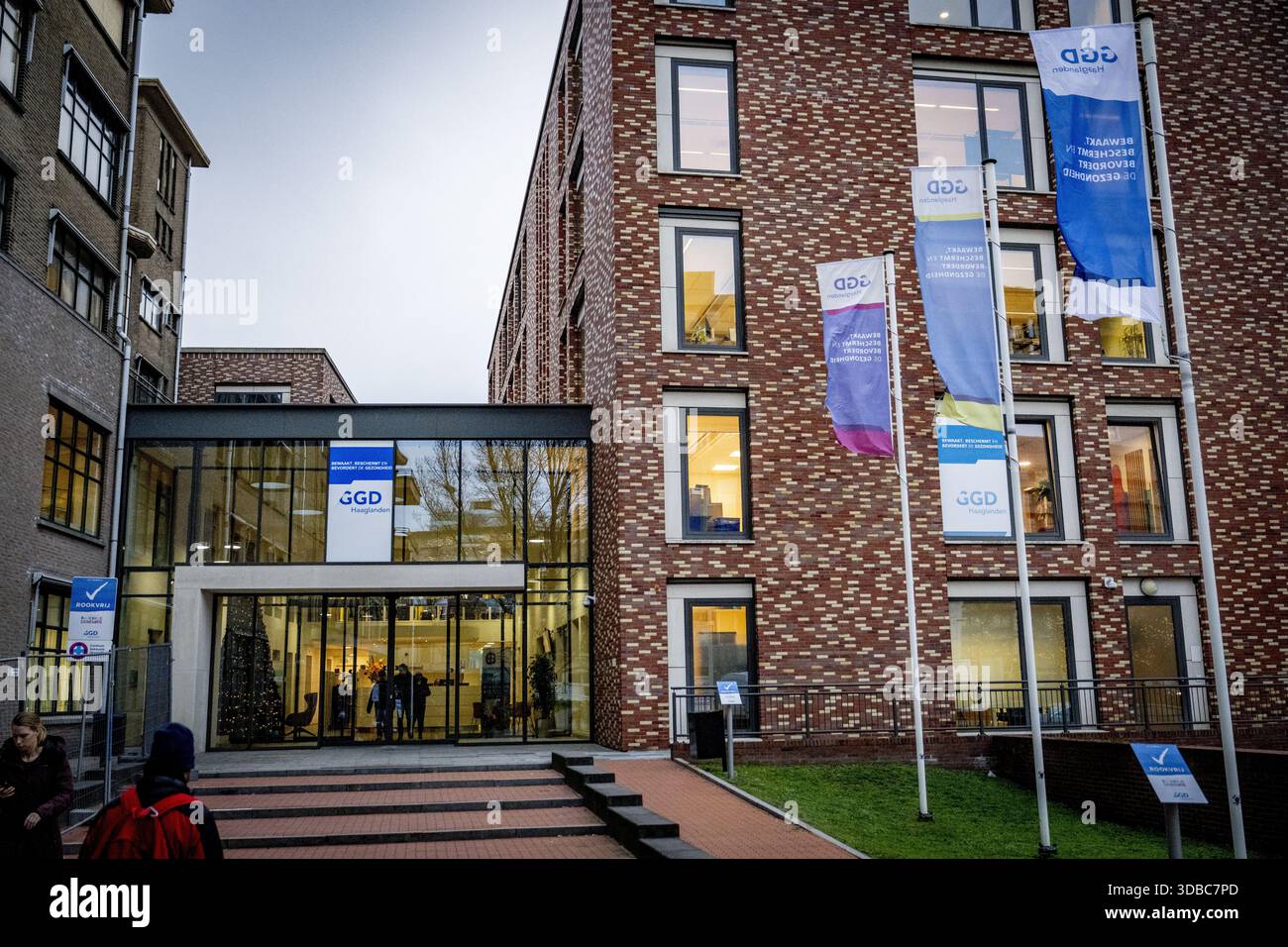 THE HAGUE - GGD Haaglanden is the municipal health service for nine ...