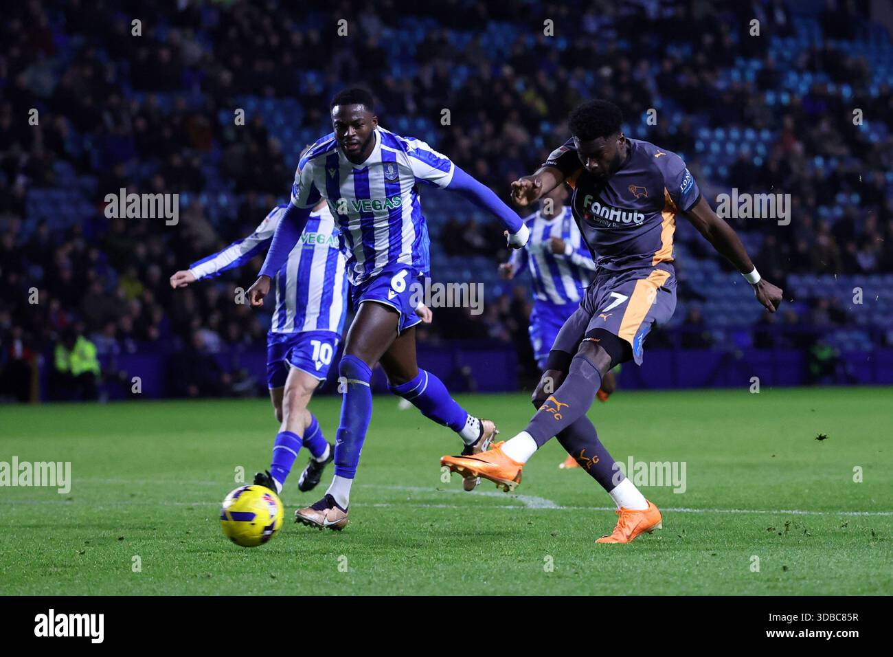 Derby County's Patrick Agyemang (right) scores their side's first goal ...