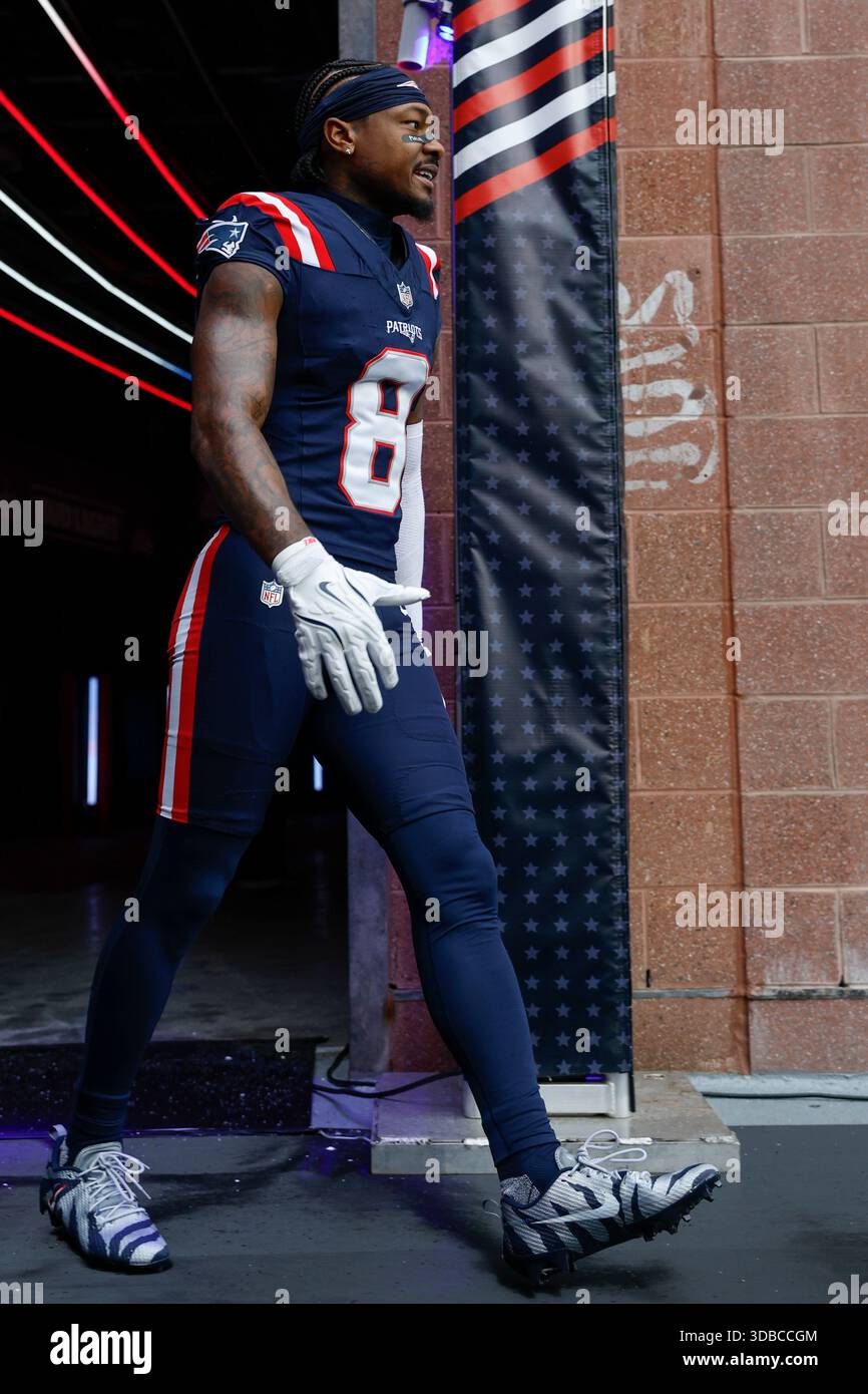 New England Patriots wide receiver Stefon Diggs (8) takes the field ...